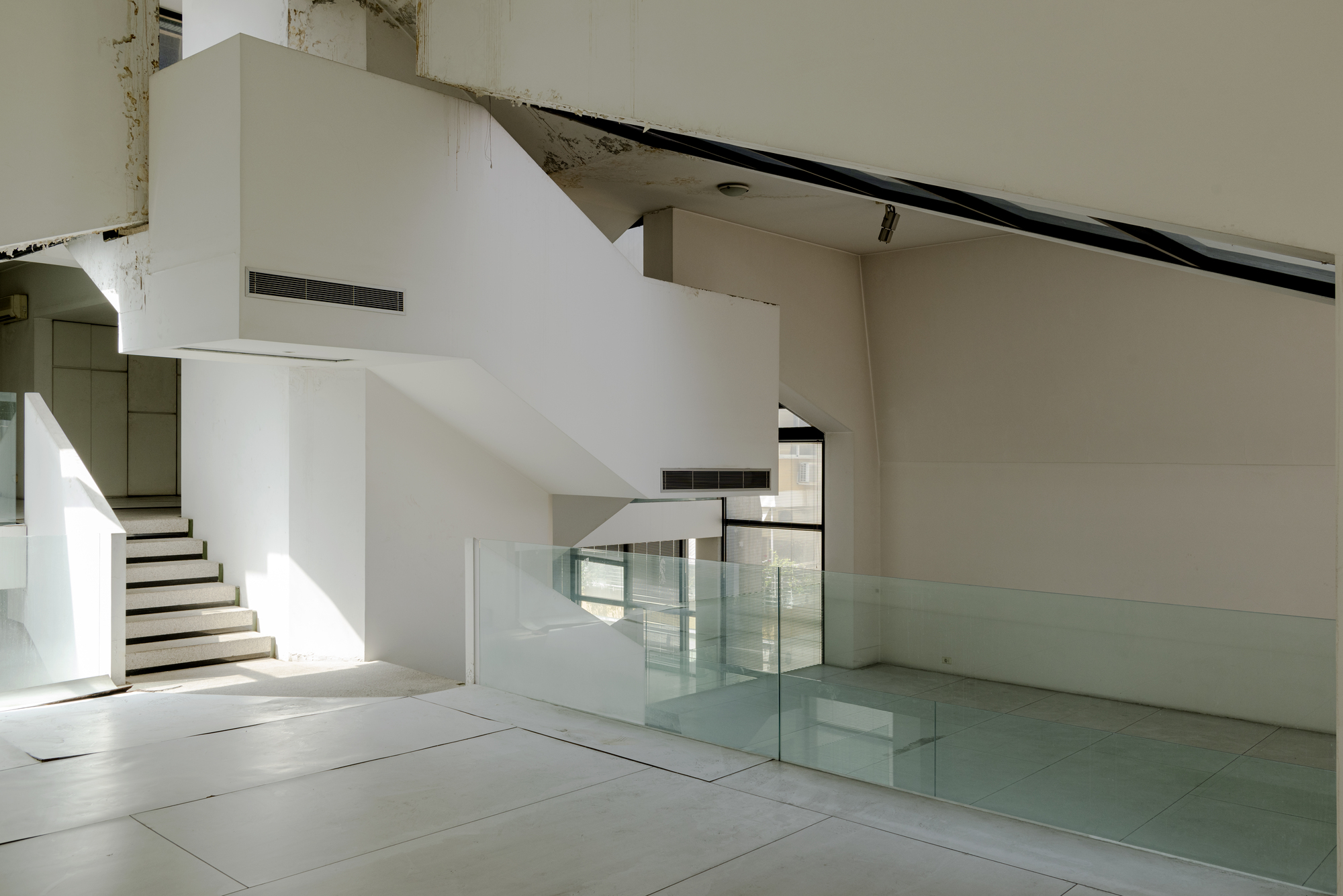 Gallery of AD Classics: Interdesign Building / Khalil Khouri - 18