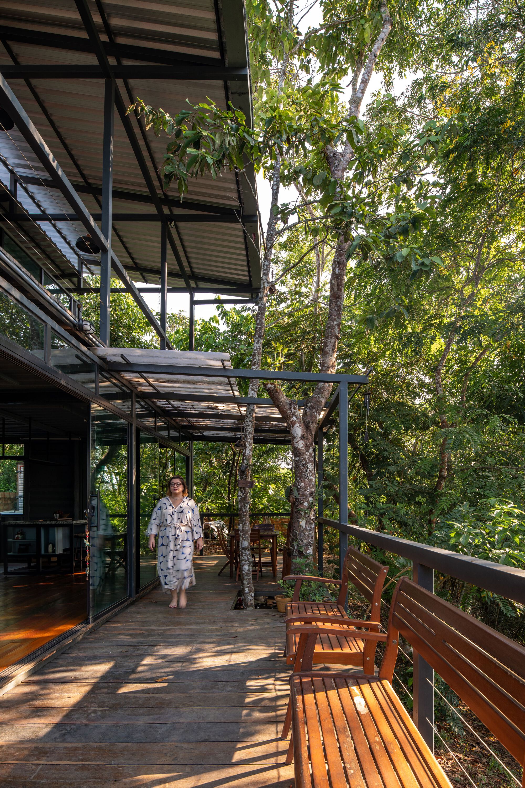 Gallery of Paricatuba House / iapó estúdio - 9