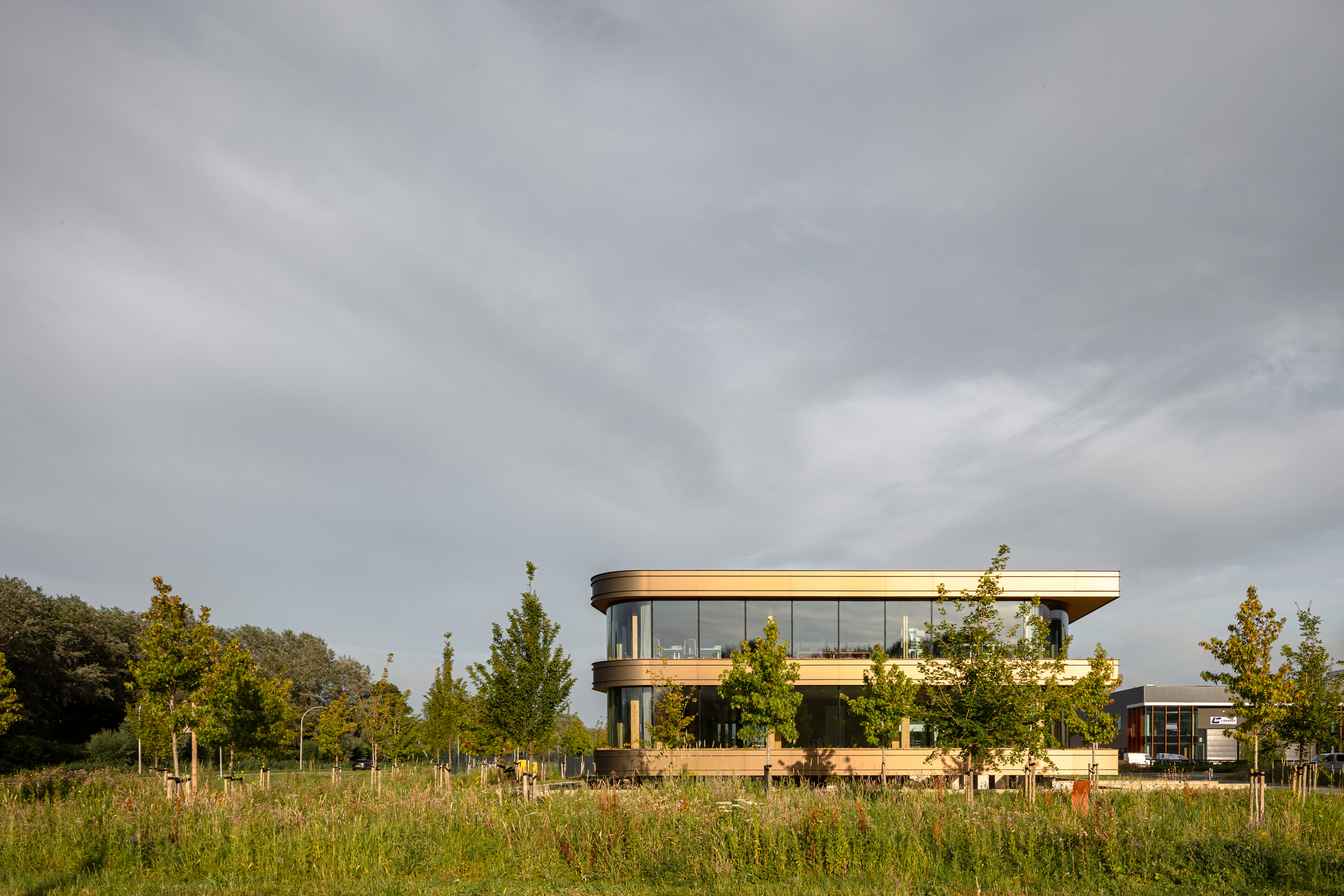 Gallery of Circular and Demountable Office Building Omega / EVA ...