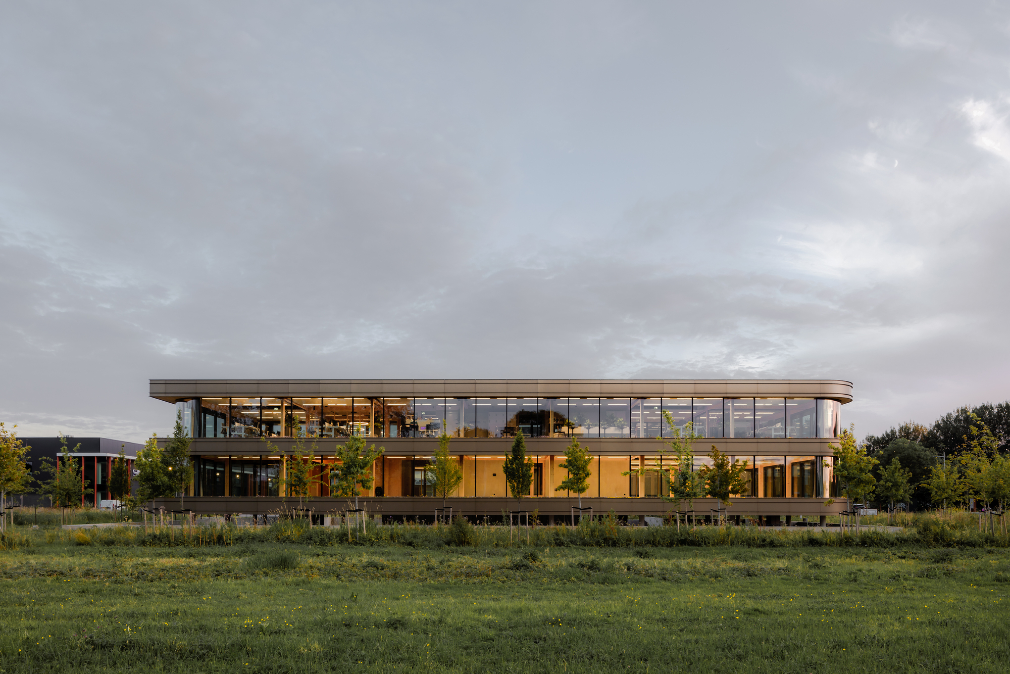 Gallery of Circular and Demountable Office Building Omega / EVA ...