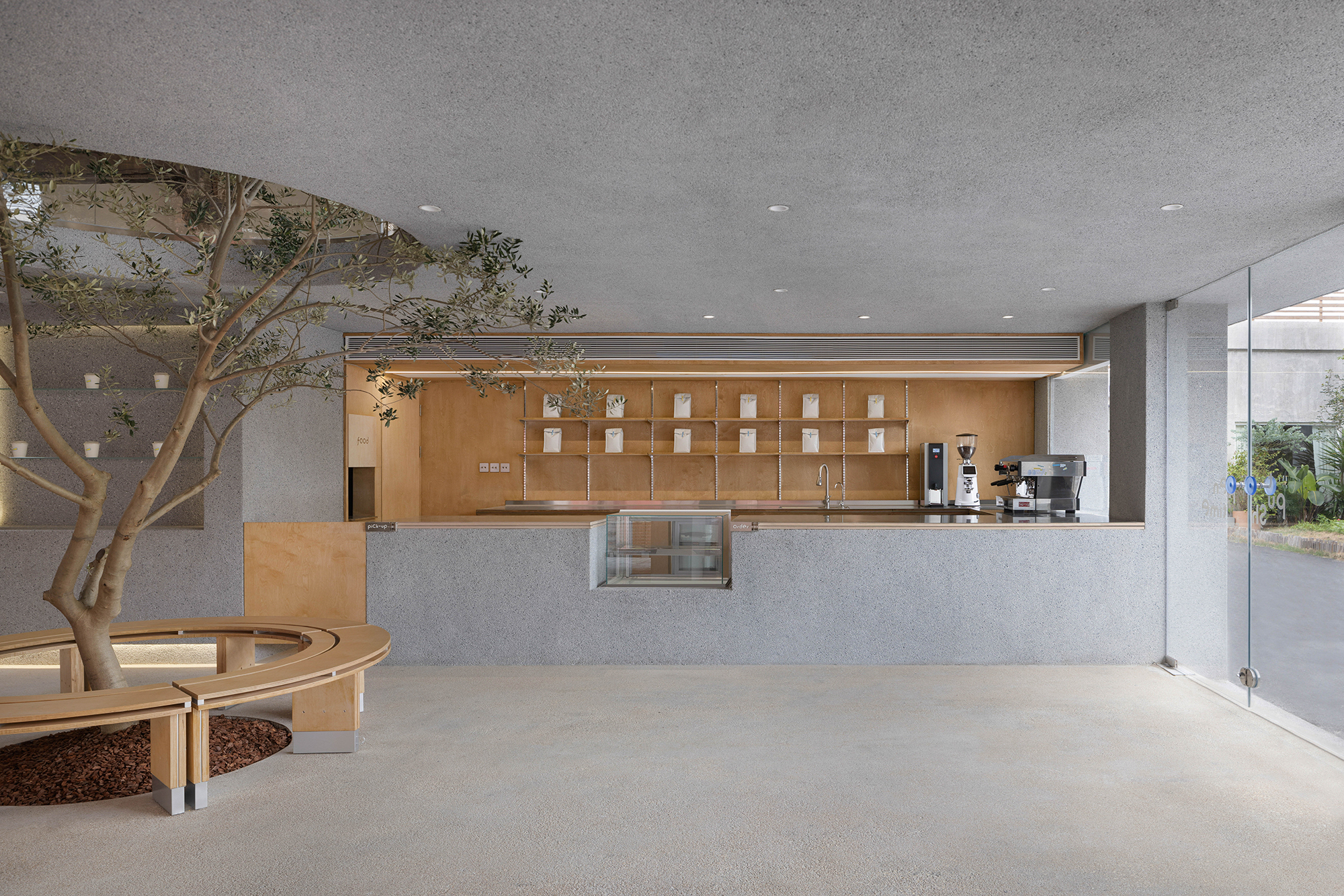 Gallery of Healing pets / Informal Design - 12