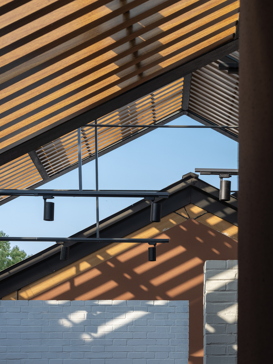 Gallery of Villagers' Activity Center in Lijiashan Village / AESEU ...