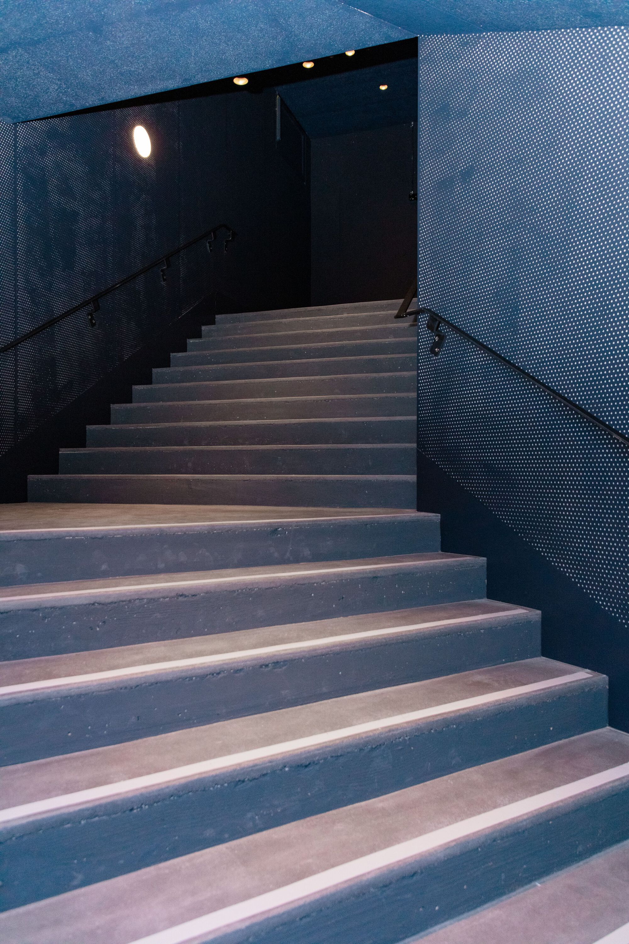 Gallery of Kuppel Basel Concert Venue / Vécsey Schmidt Architekt:innen - 10