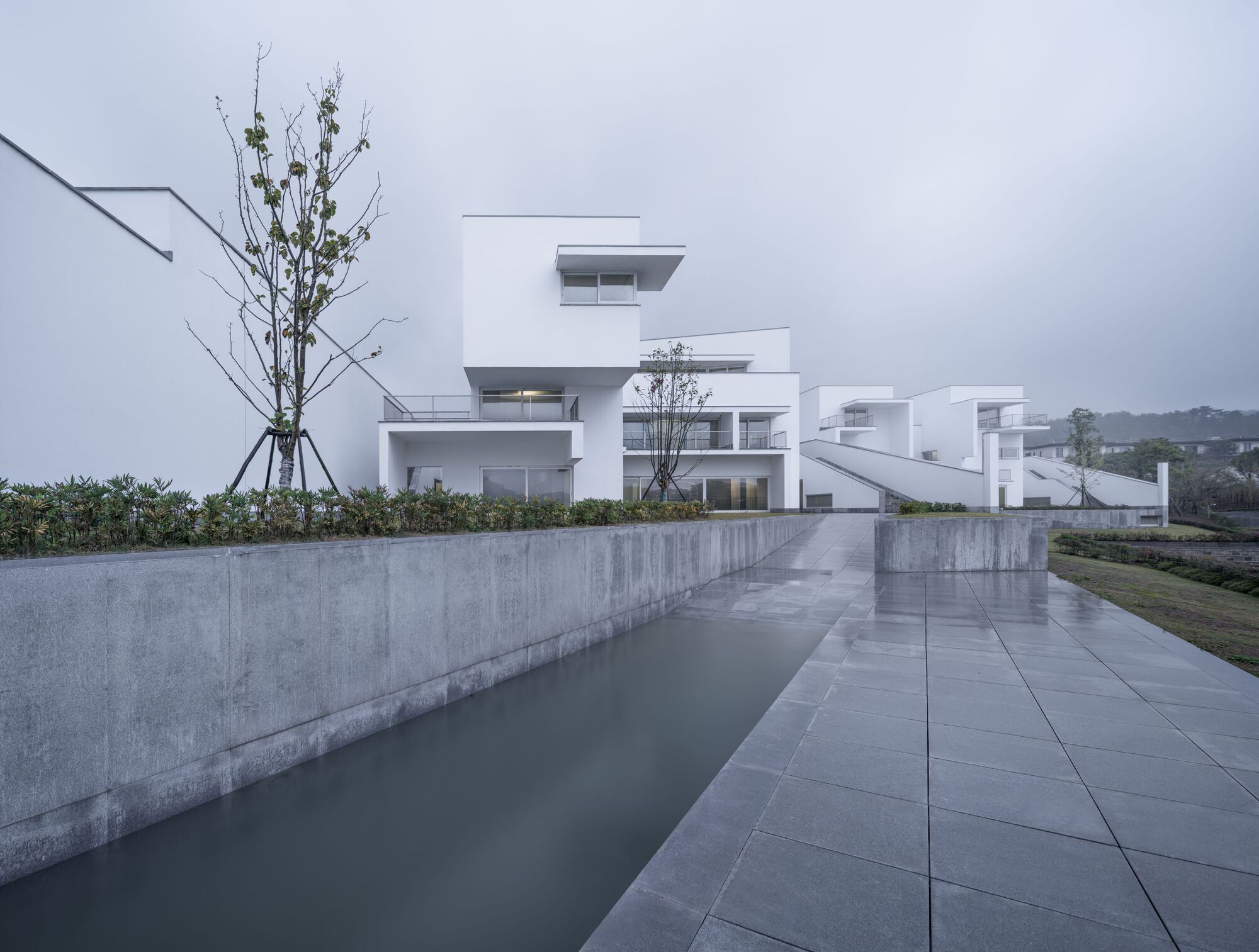 Gallery of Dongqian Lake Club Houses / Álvaro Siza Vieira + Carlos ...