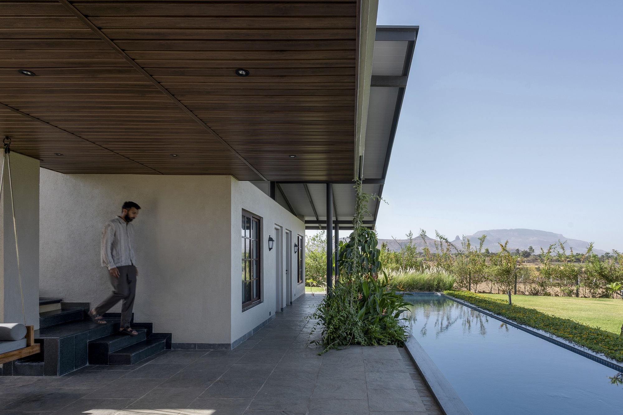 Gallery of The Open House / MANTIS - 10