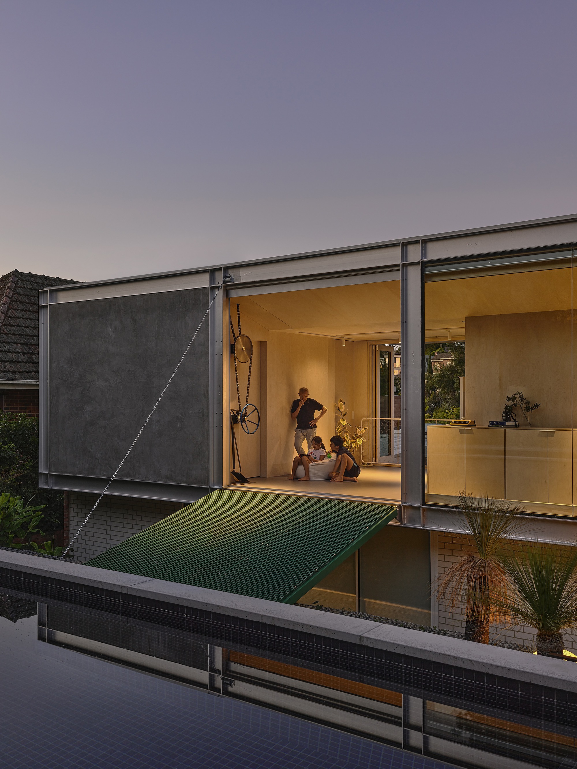 Gallery of Connected House / Albert Mo Architects - 6