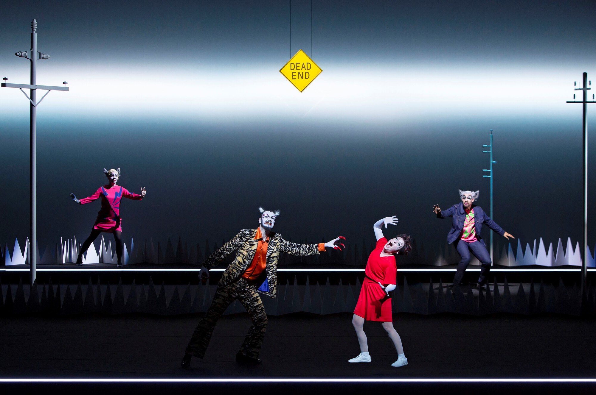 Gallery of Light as an Active Participant in Space: Robert Wilson’s ...