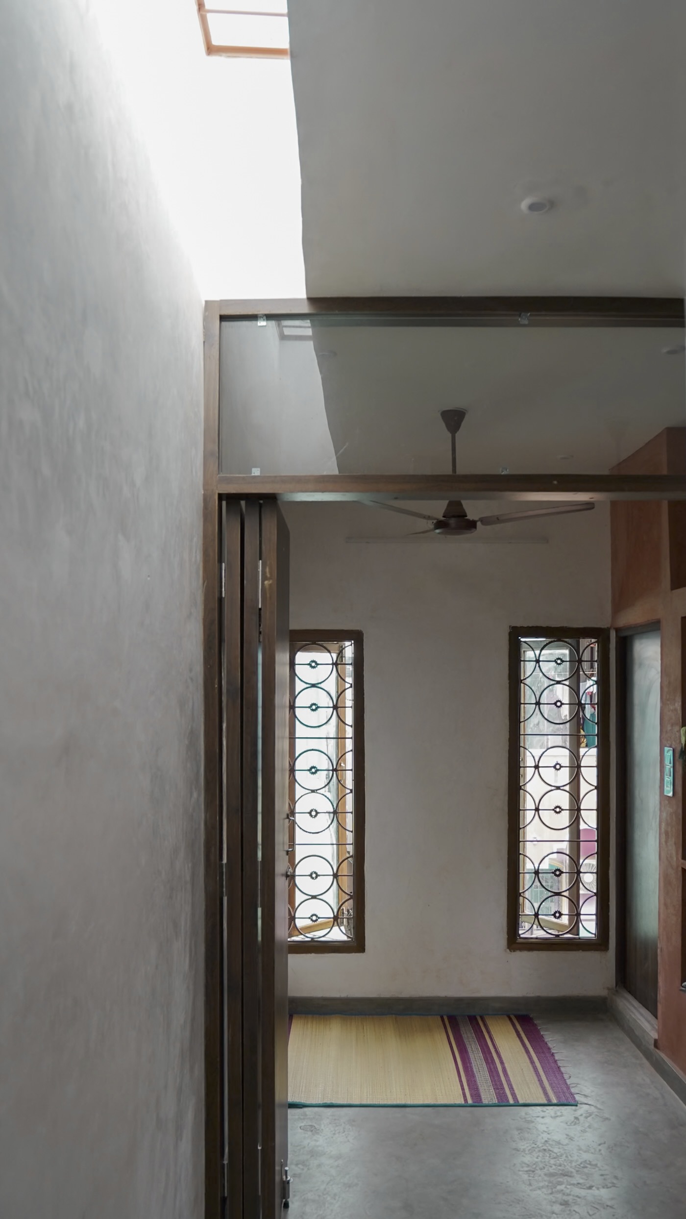 Gallery of The 300 Square Feet House / HnP Architects - 14