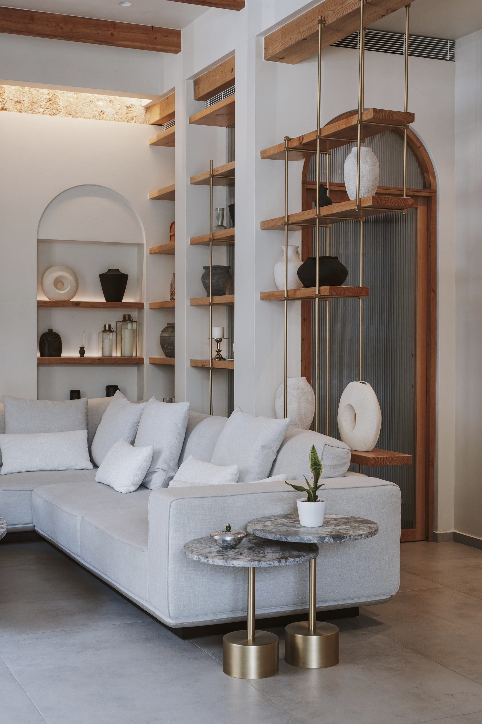 Gallery of Tarabay Loft / MAD Architecture & Design - 8