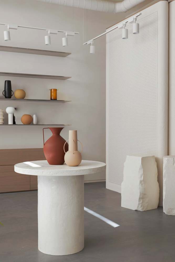 Gallery of Estil.io Decor Flagship Store / STUDIO SHOO - 10