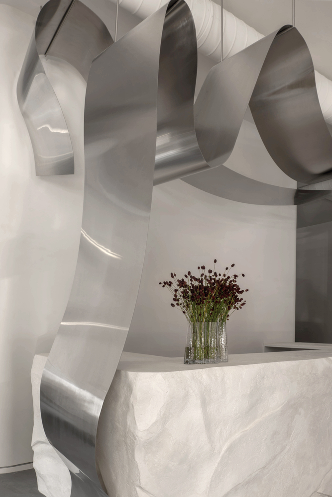 Gallery of Estil.io Decor Flagship Store / STUDIO SHOO - 15