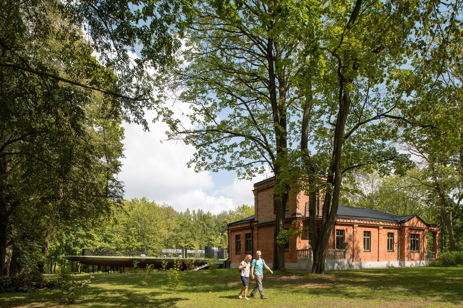 Gallery of Art Center Historic Homestead Transformation / PUPA Life ...