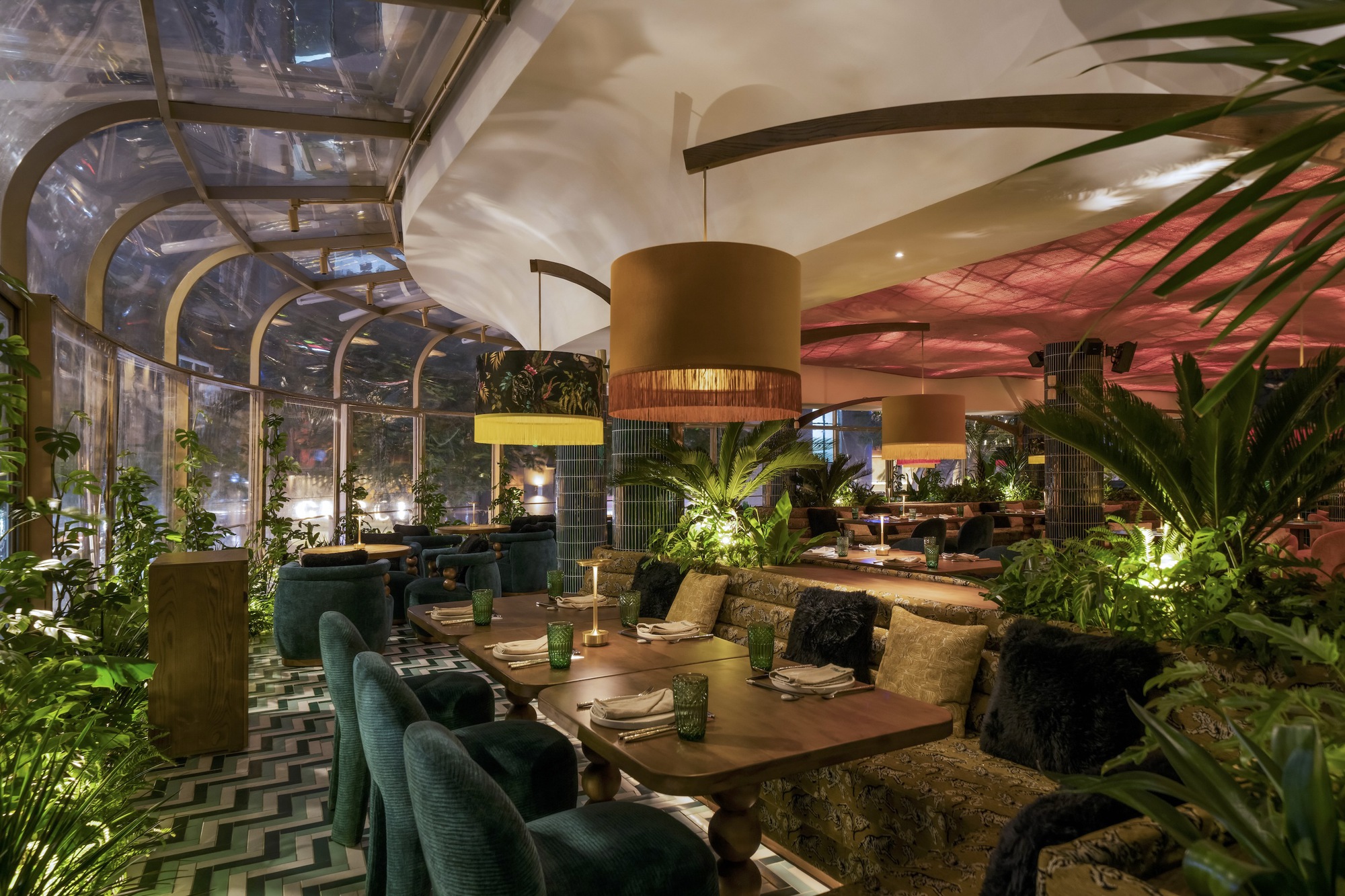 Gallery of Yunka Restaurant-Club / StudioDuo Architecture | Interior - 18