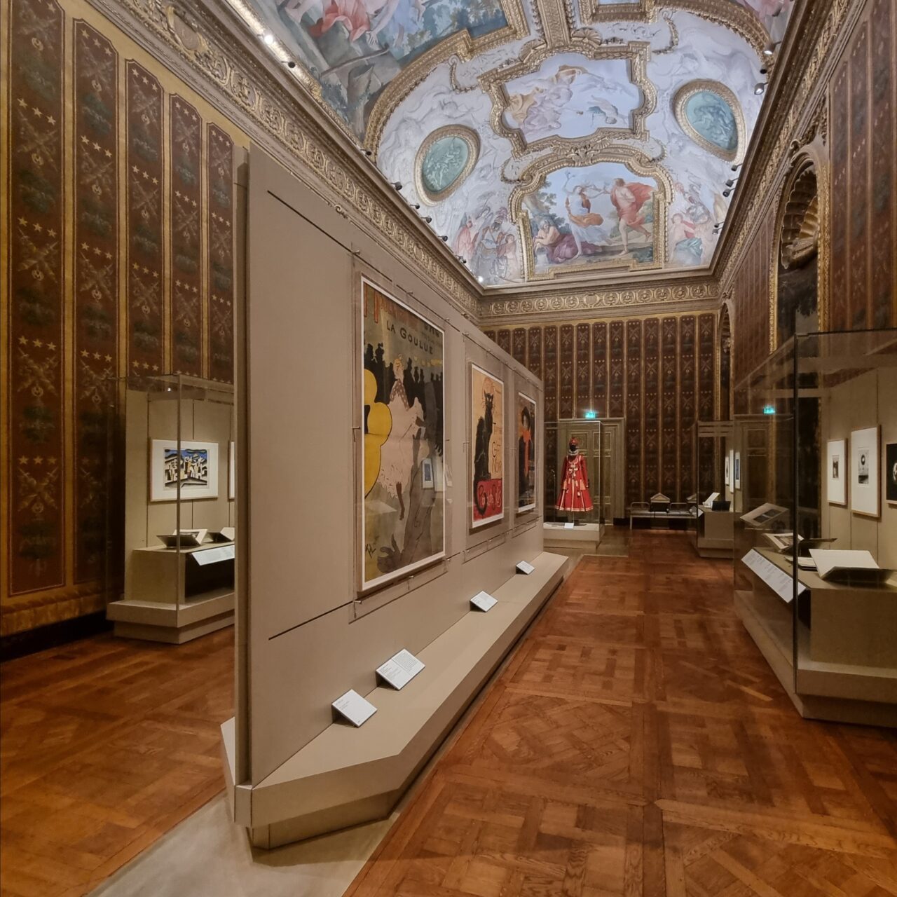 Gallery of From Vault to Exhibition: The Role of Display Cases in the ...