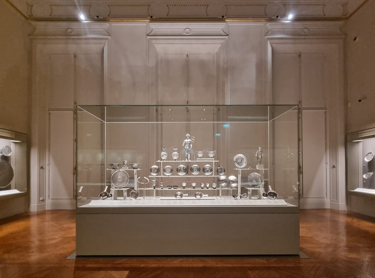Gallery of From Vault to Exhibition: The Role of Display Cases in the ...
