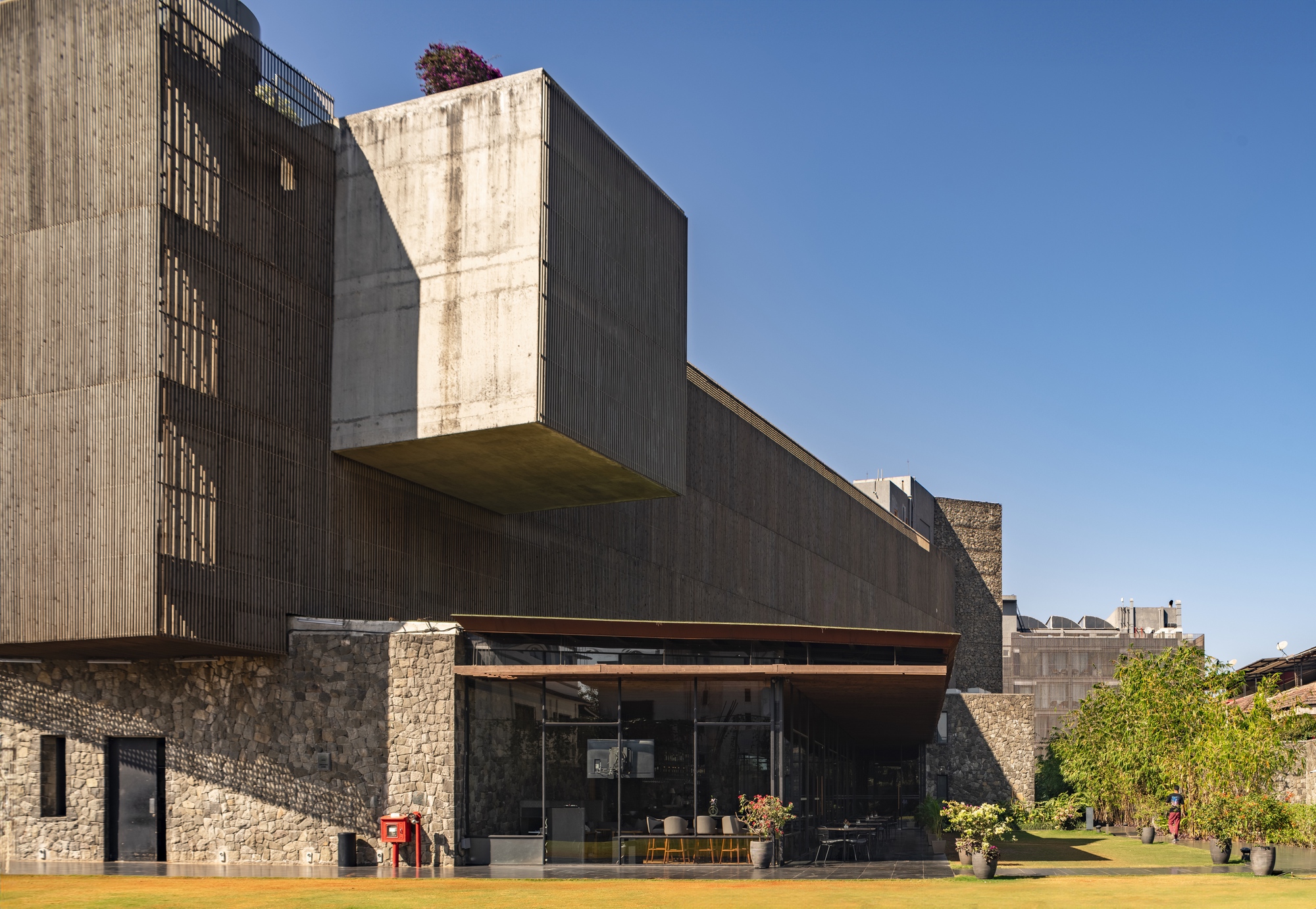 Gallery of Radisson Resort & Spa / Malik Architecture - 9