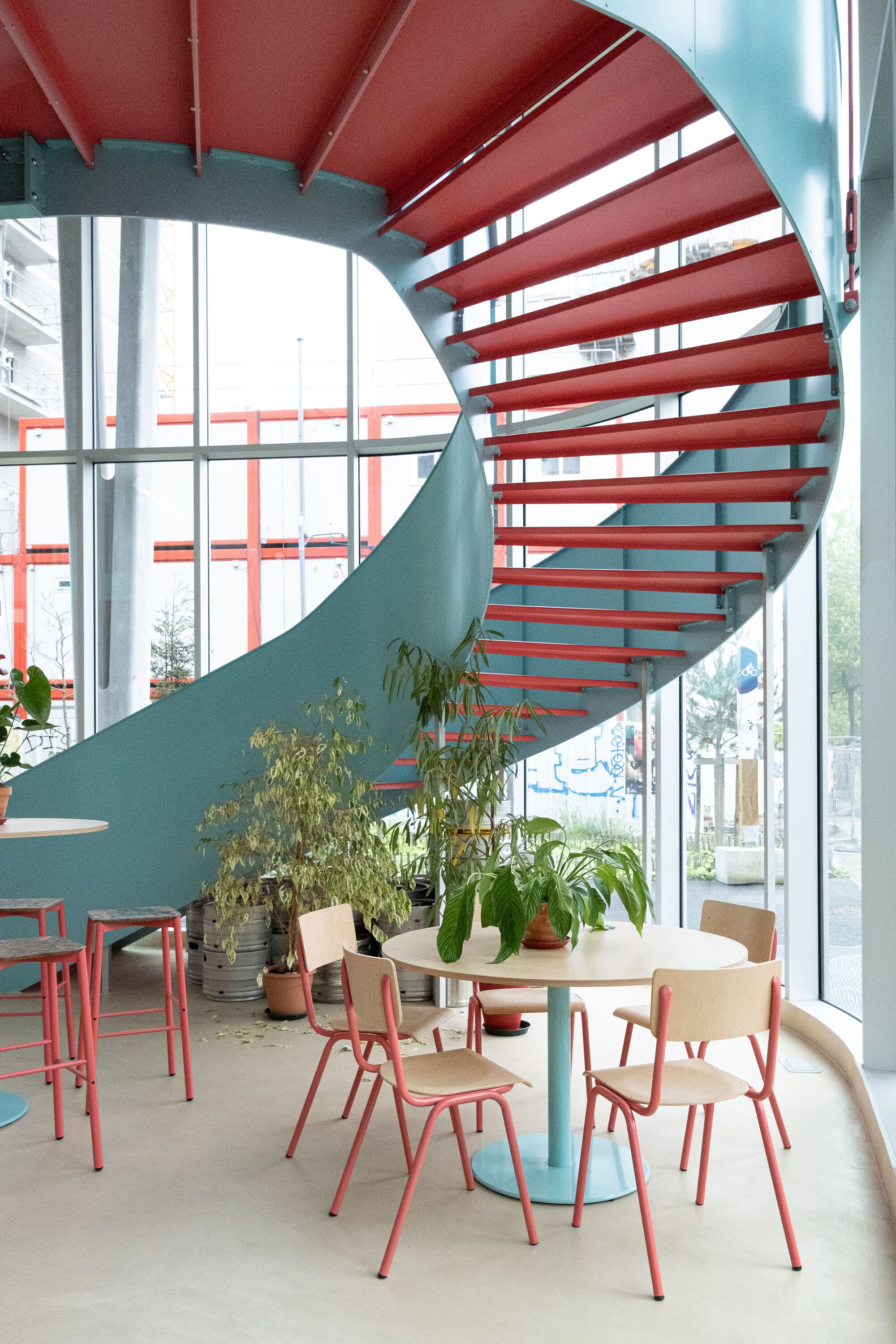 Gallery of Mashup Bar Restaurant and Microbrewery / Vous Architecture ...