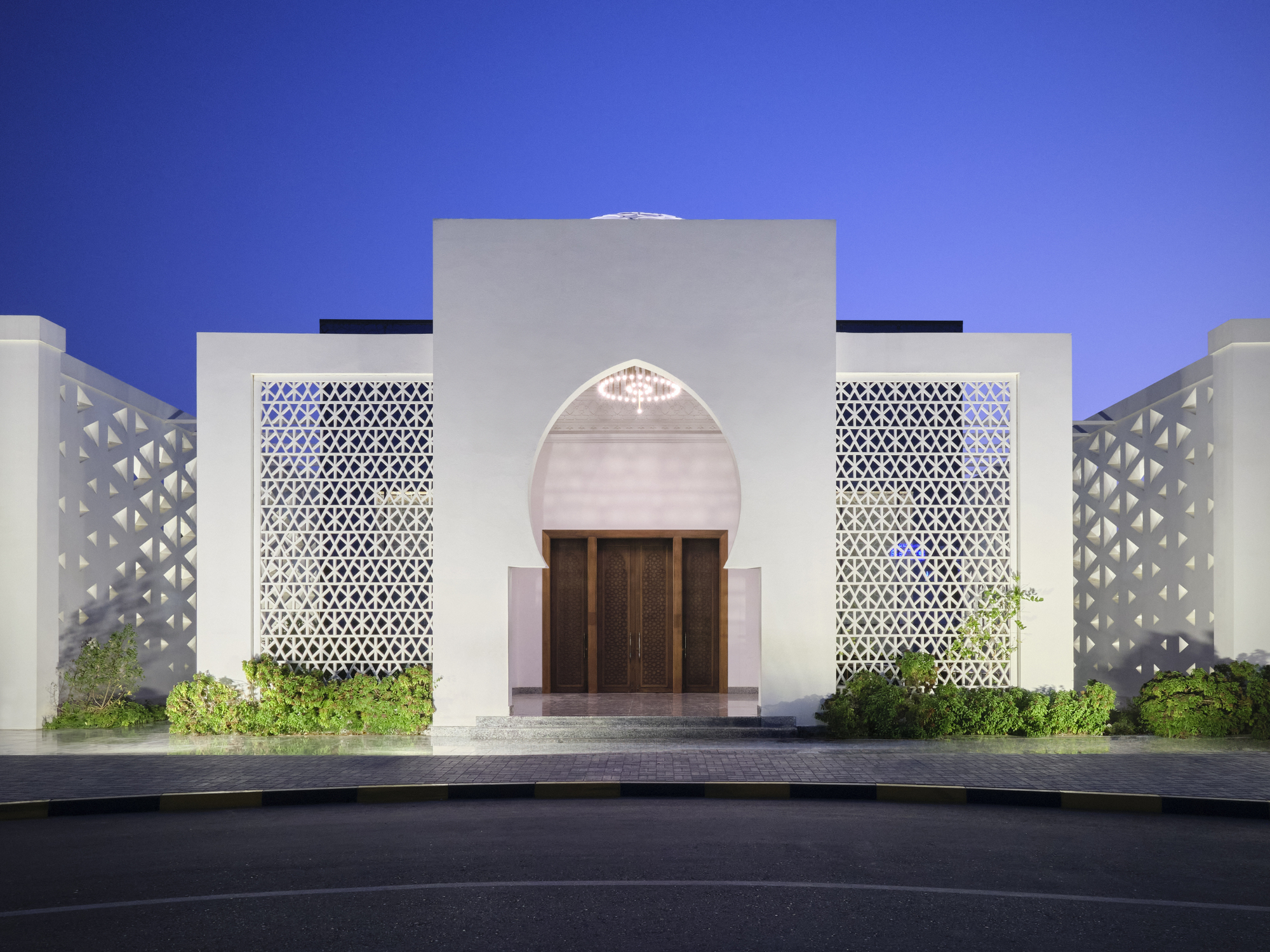 Gallery of Sharjah Mosque / MJU Engineering Consultancy - 8