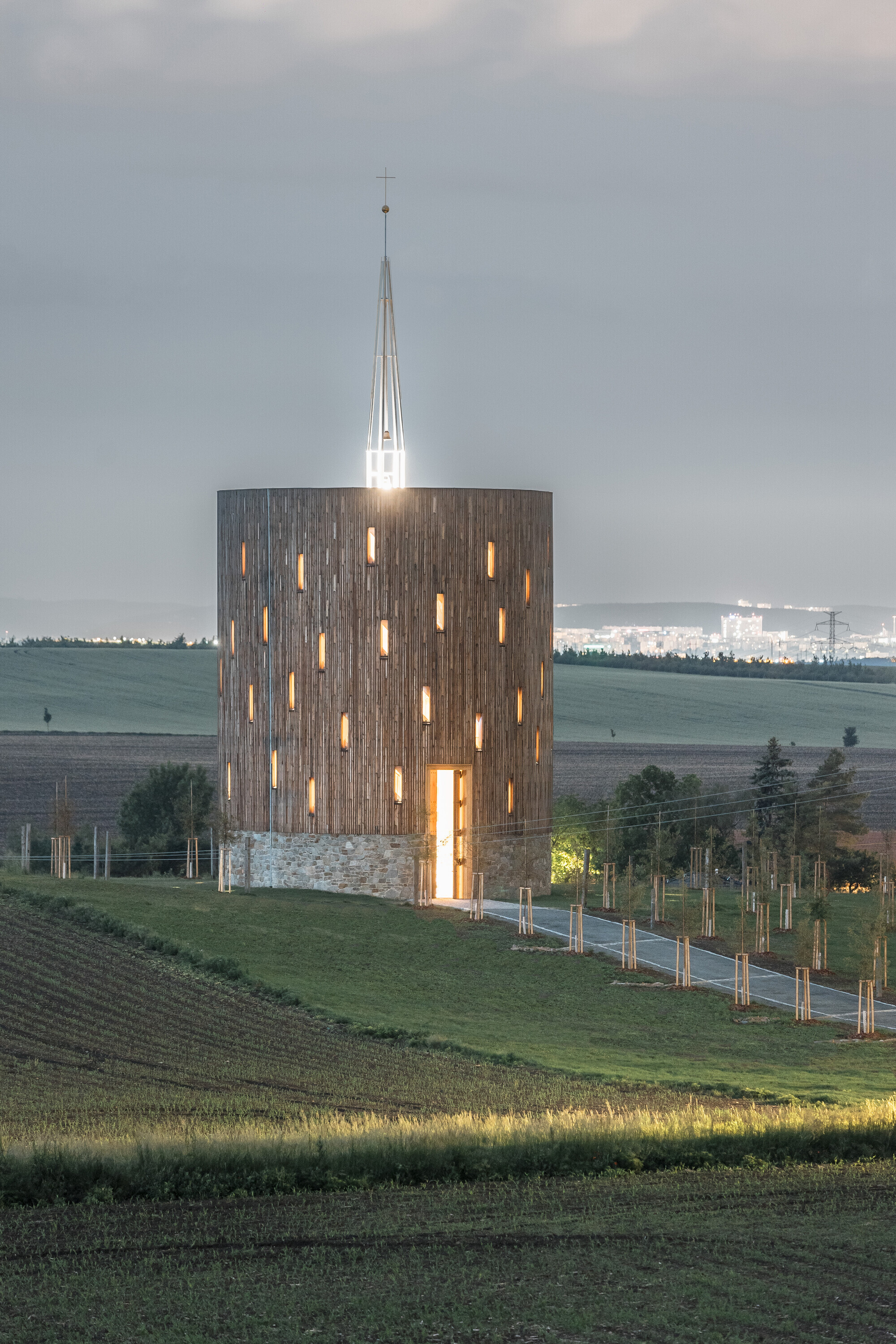 Gallery of Our Lady of Sorrows Chapel / RCNKSK - 8
