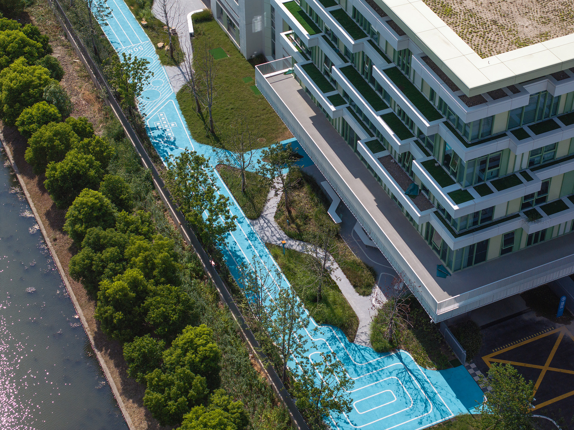 Gallery of Jiading New City of Shanghai Experimental School / Jianxue ...