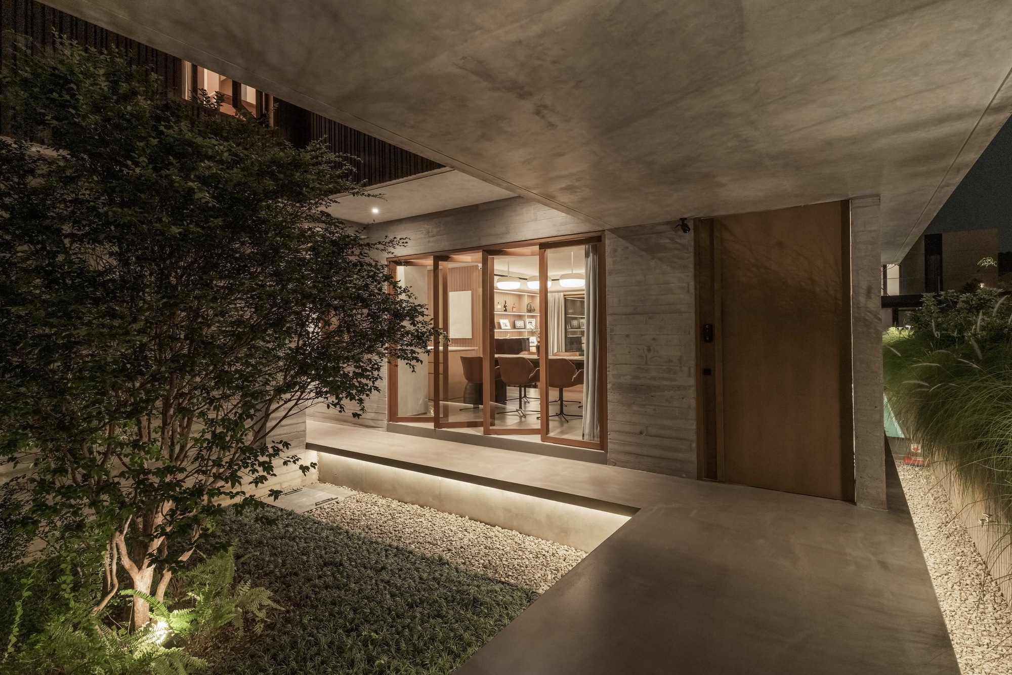 Gallery of Nickhel Home / Helen Agustine Studio - 9