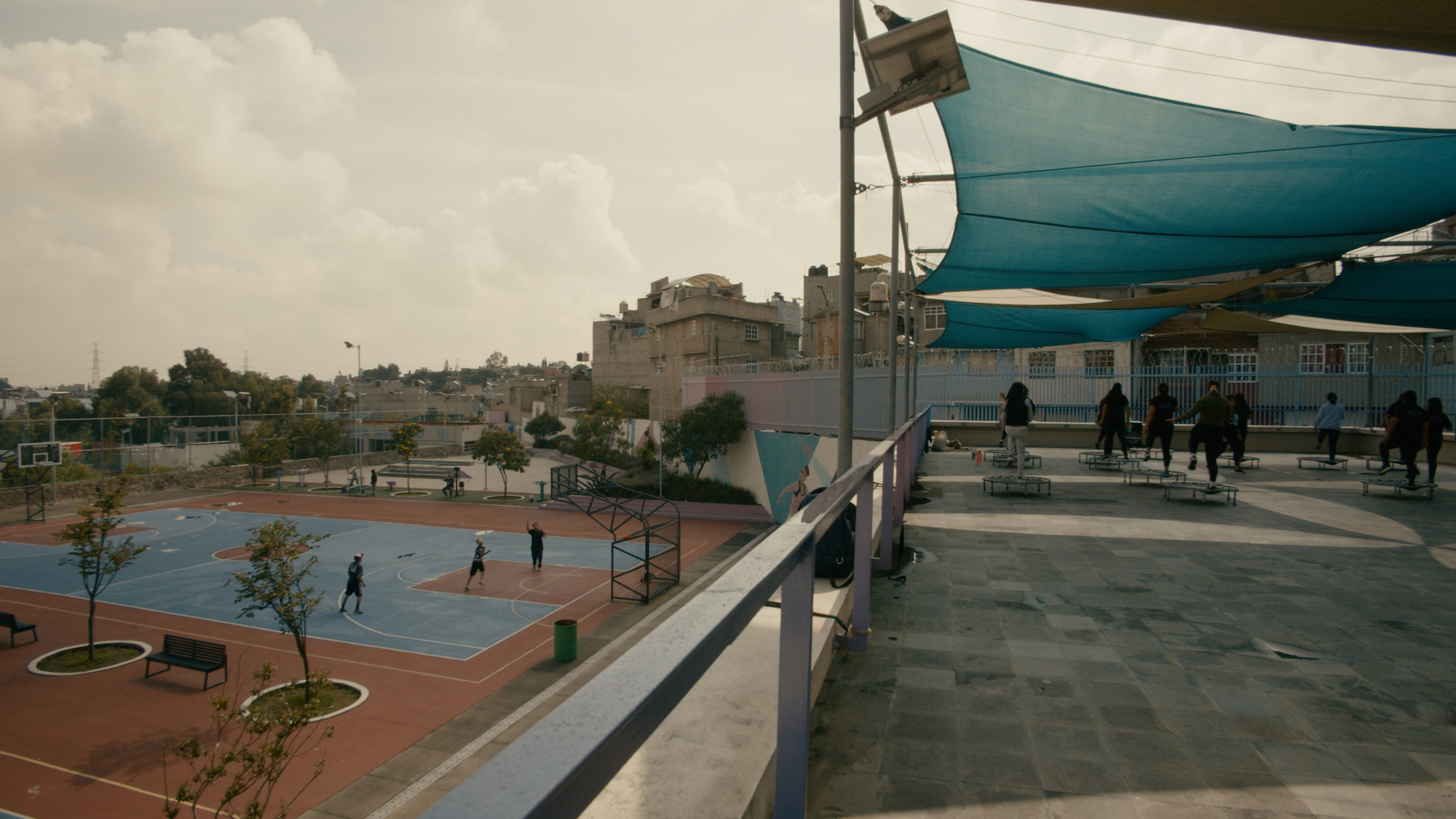 Gallery of Exclusive Film: La Quebradora Water Park in Mexico City, a ...