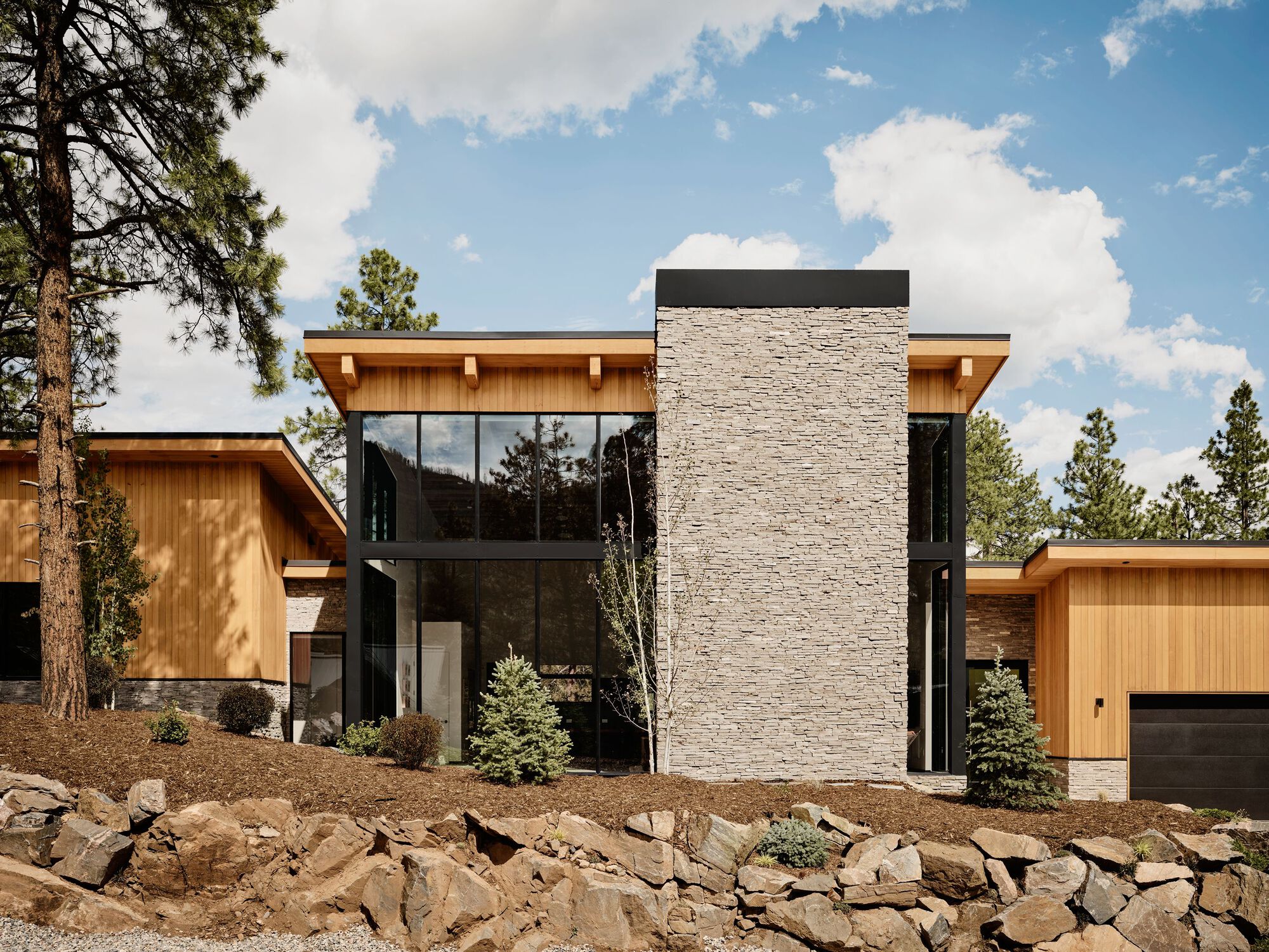 Gallery of Lean-Three Home / The Ranch Mine - 7