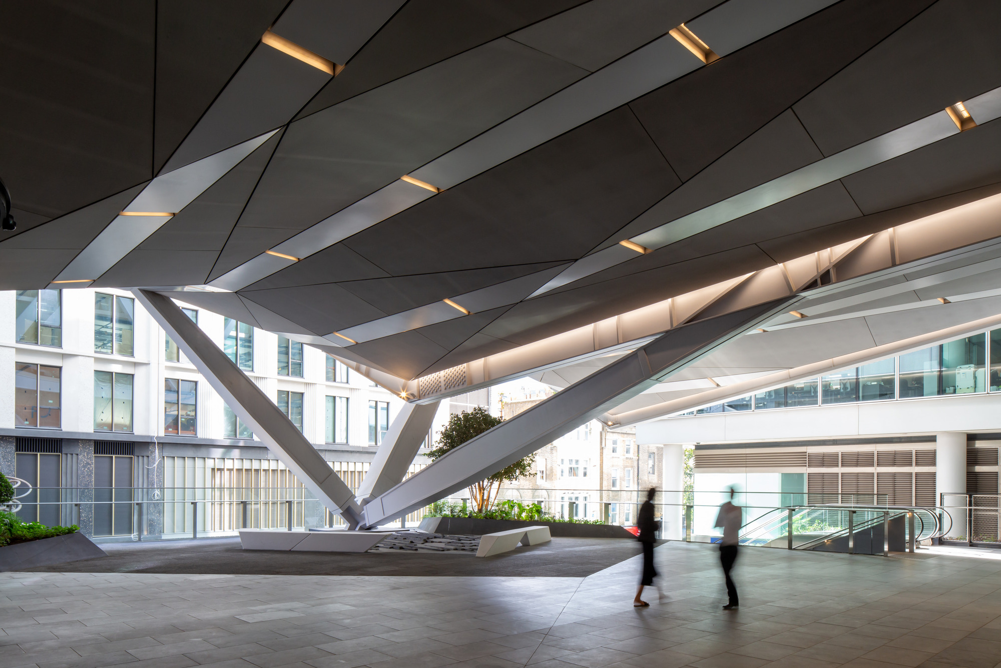 Gallery of Deutsche Bank Headquarters / WilkinsonEyre - 3