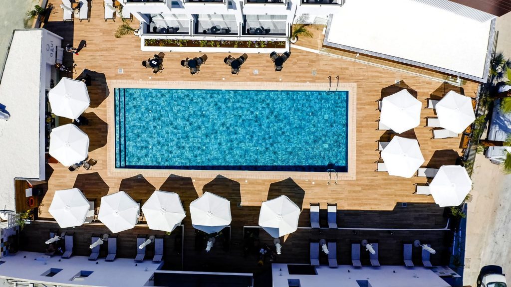 Gallery of Trends in Hotel Common Spaces: From Lounges and Co-Working ...