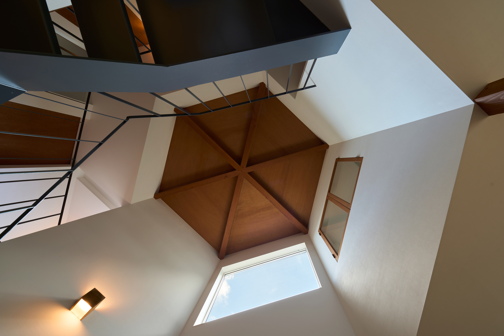 Gallery of Hokusetsu Polygon House / FujiwaraMuro Architects - 14