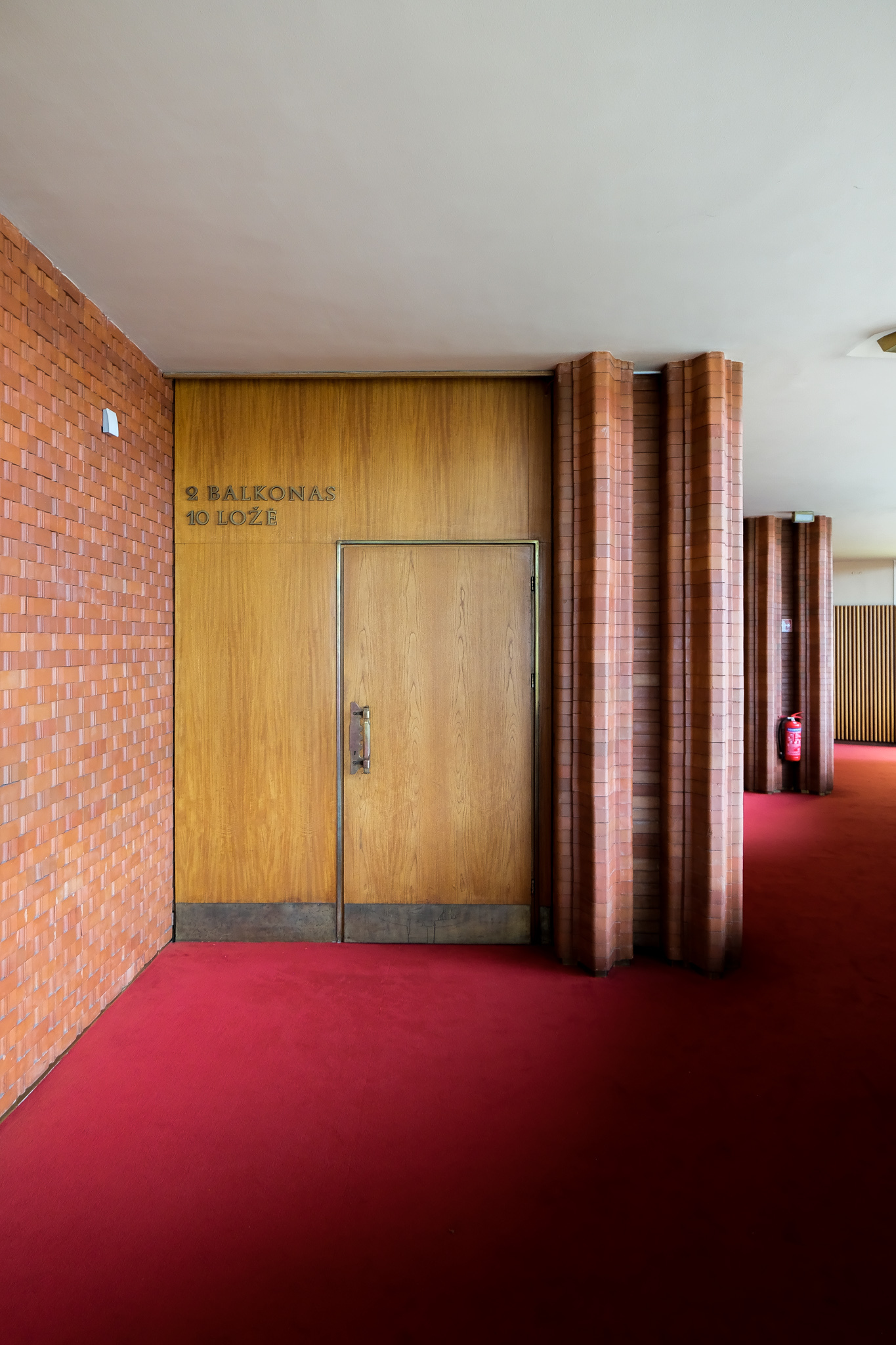 Gallery of Personalized and Ornamental Modernism: The Story of the ...