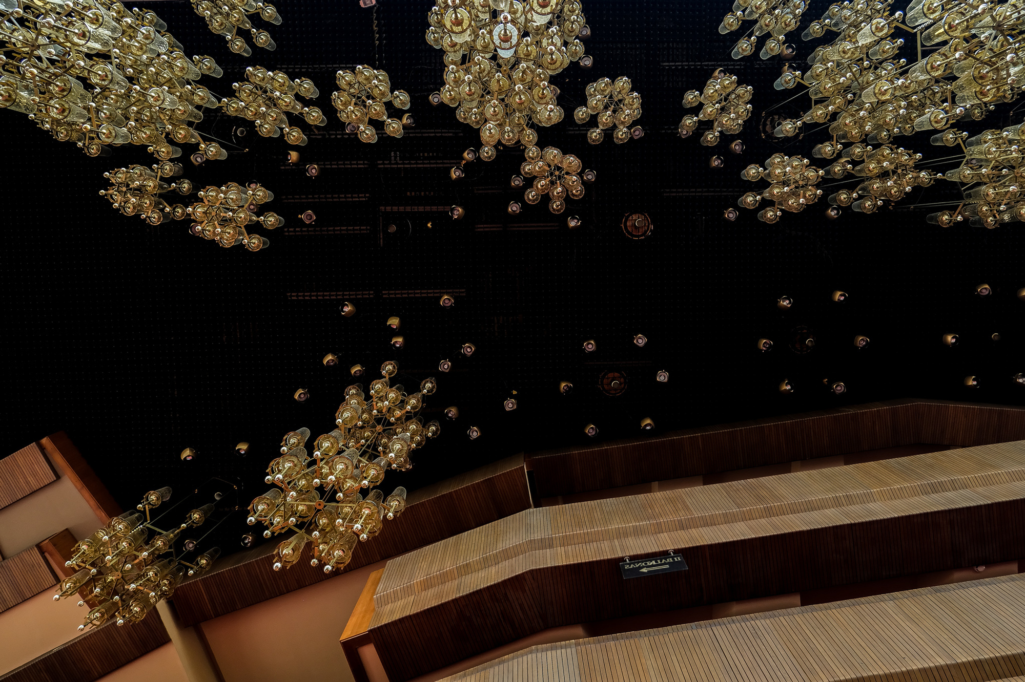 Gallery of Personalized and Ornamental Modernism: The Story of the ...