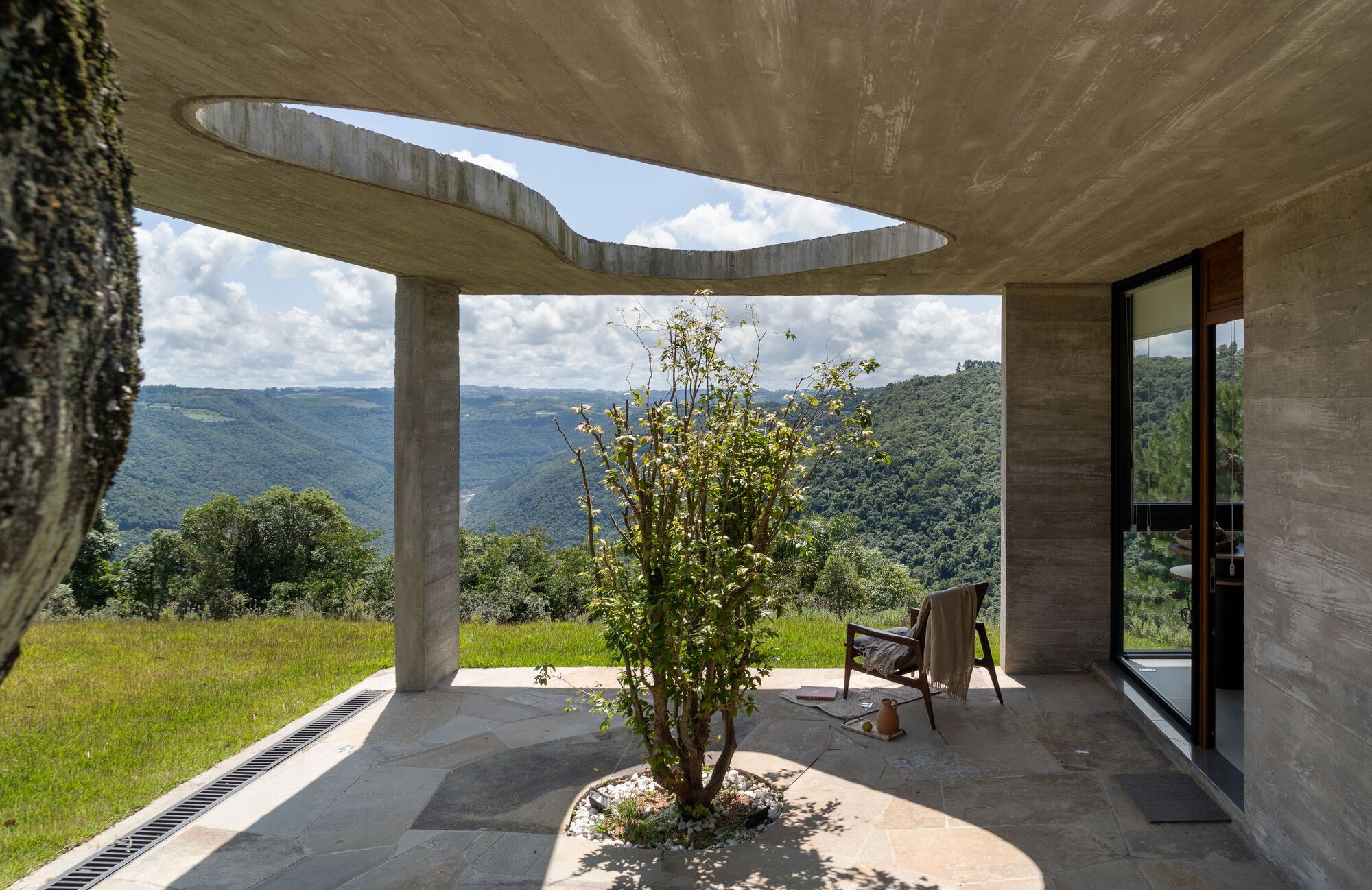 Gallery of Vale da Lua Cabin / Corteo Arquitetos - 3