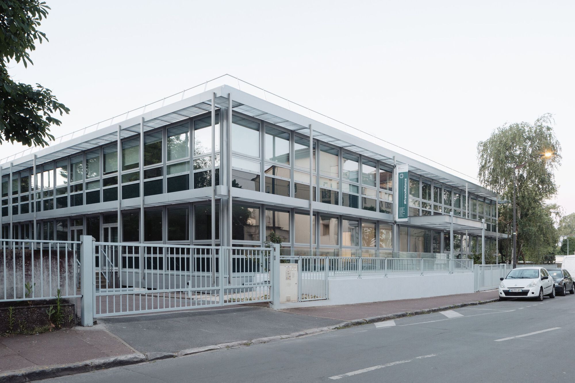 Gallery of Centre des financespubliques in Corbeil-Essonnes / Lemoal ...