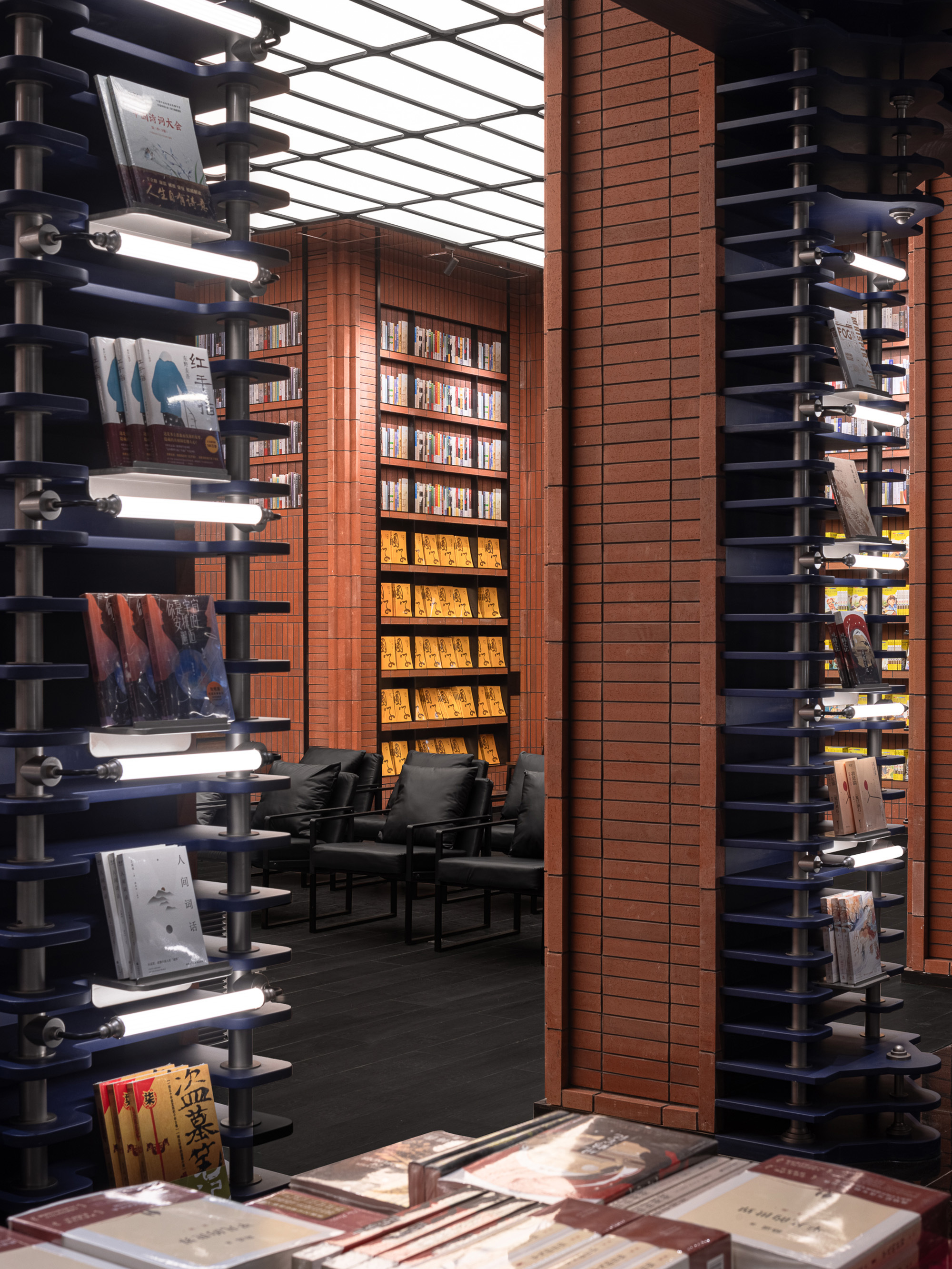 Gallery of Tianjin Zhongshuge Library / X+Living - 24