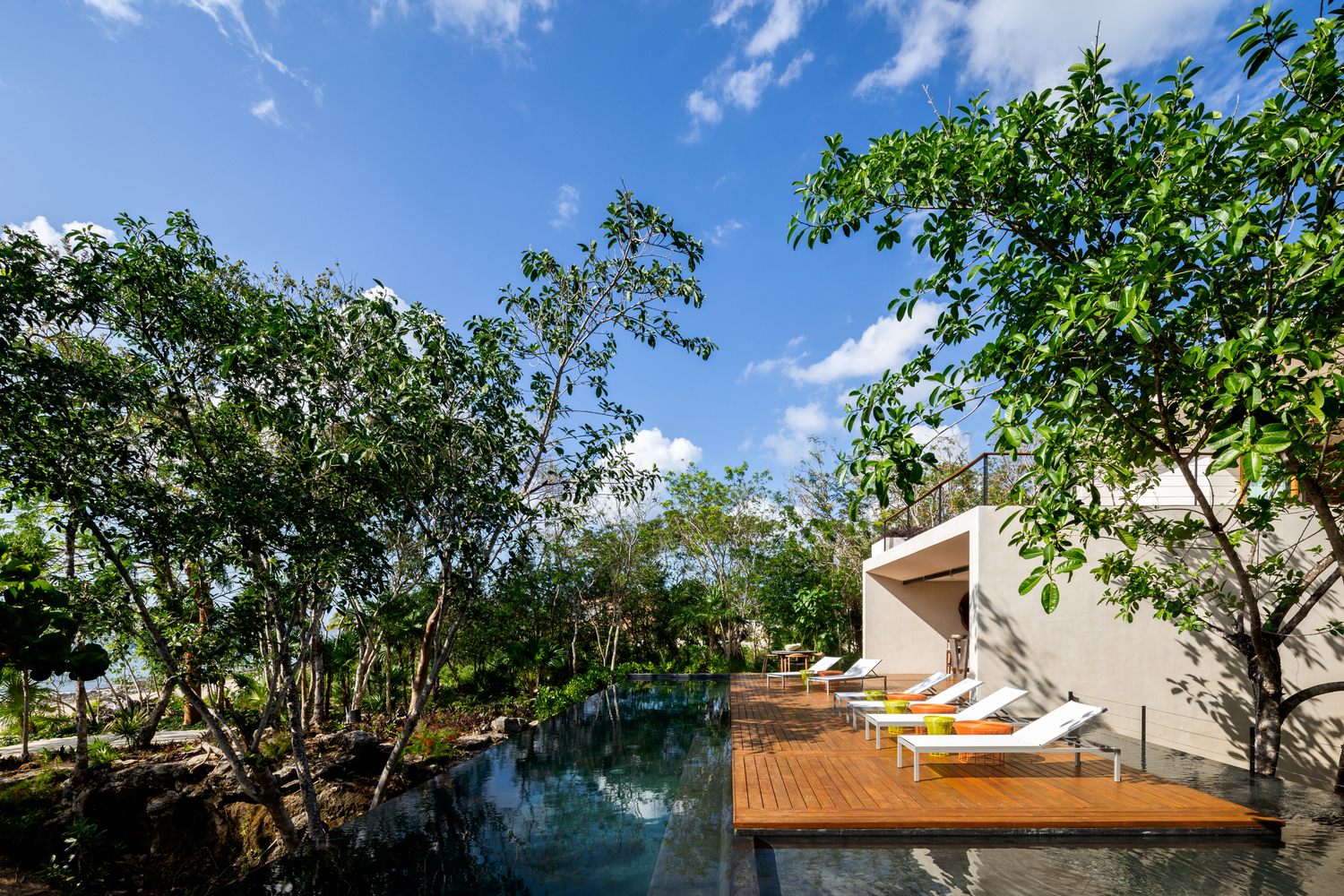 Gallery of Capturing Serenity: 10 Beach Houses that Enhance the ...
