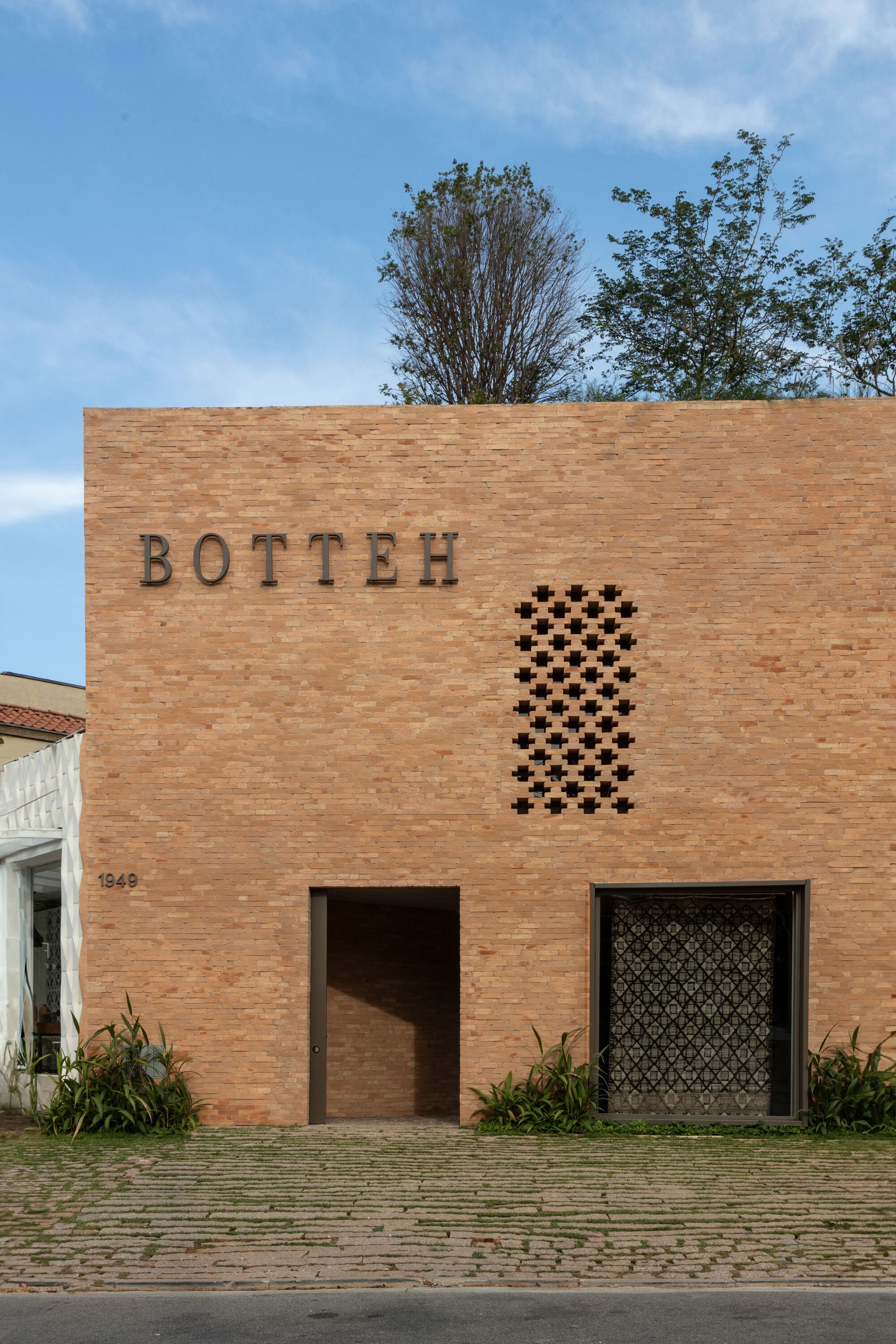 Gallery of Botteh Store/ Felipe Hess Arquitetos - 9