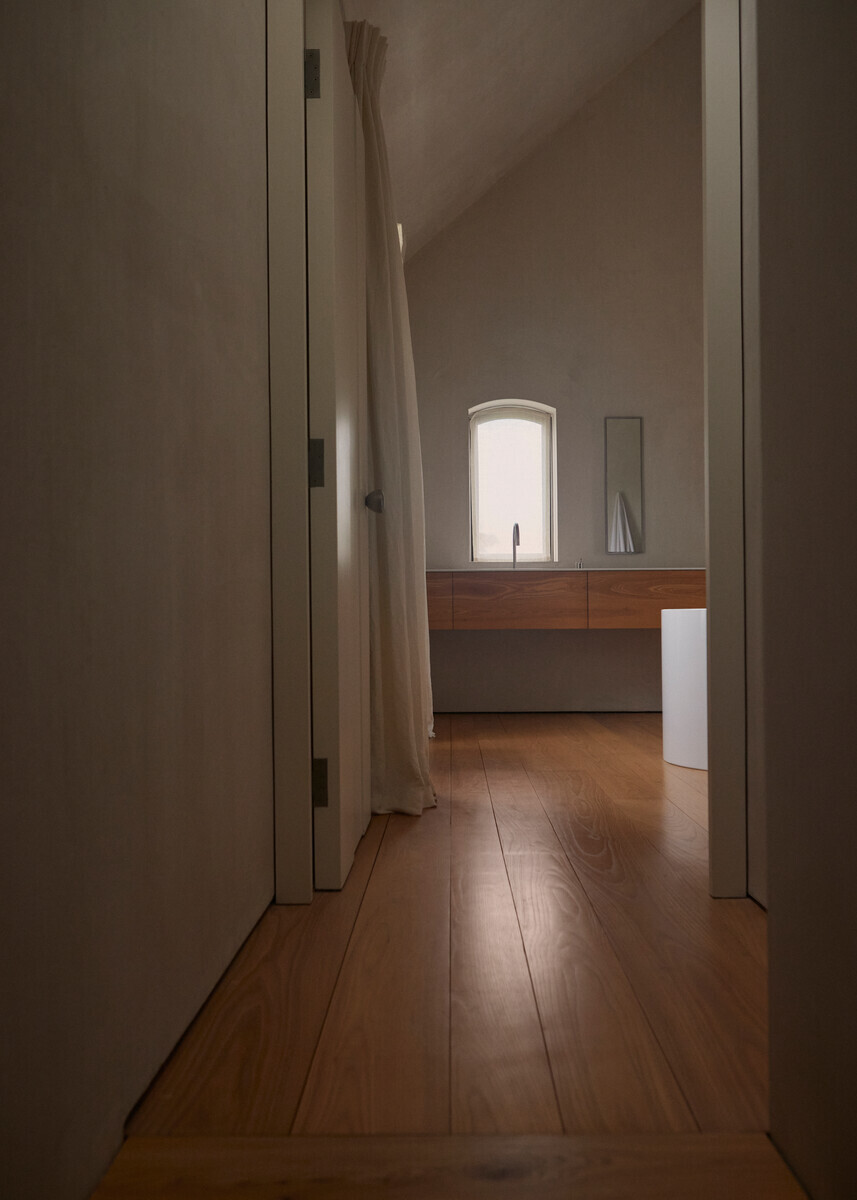 Gallery of A Continuous Dialogue between Wood and Design through John ...