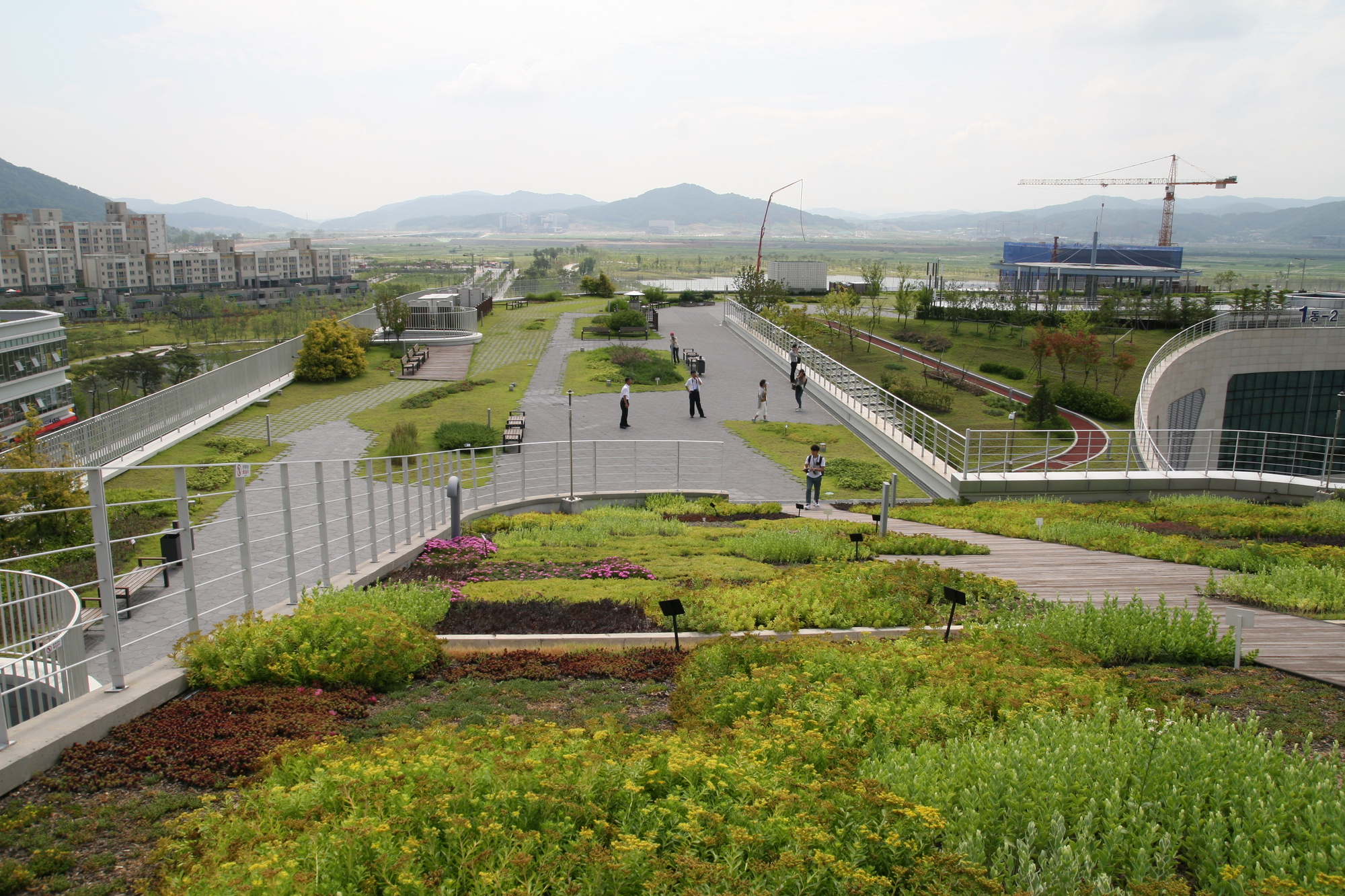 Gallery of Generations of Change: Women Who Redefined Landscape ...