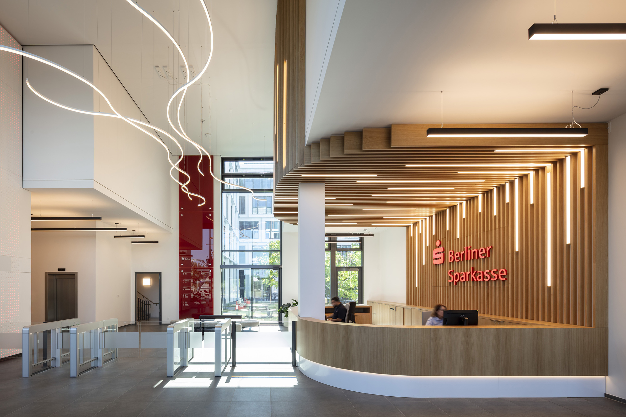 Gallery of Berliner Sparkasse Office Campus / Tchoban Voss Architekten - 21
