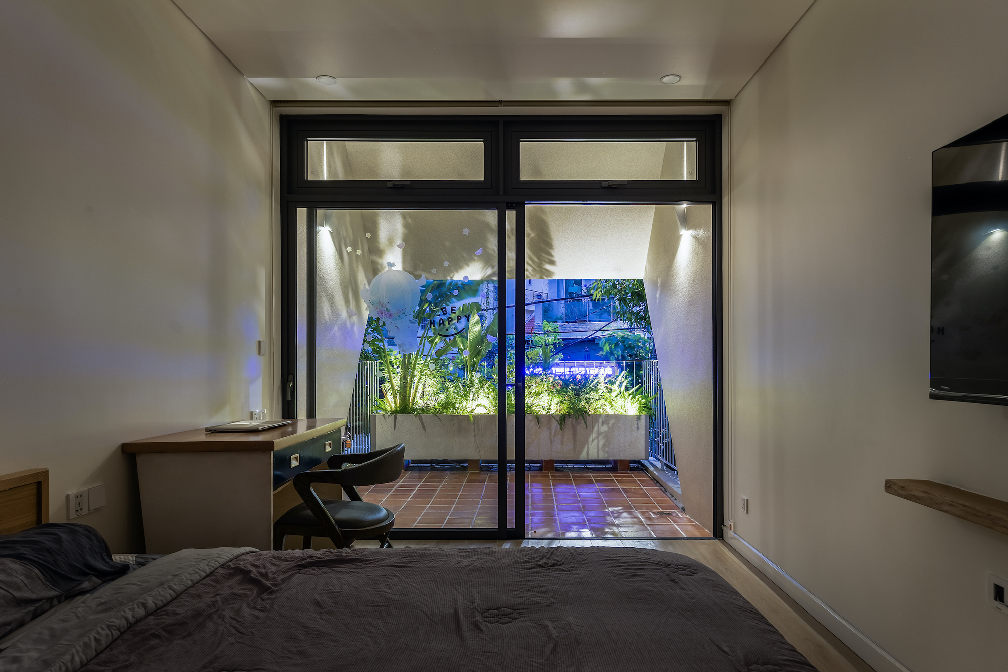 Galeria de Casa Introvertida 3x30 / dmarchitects - 19