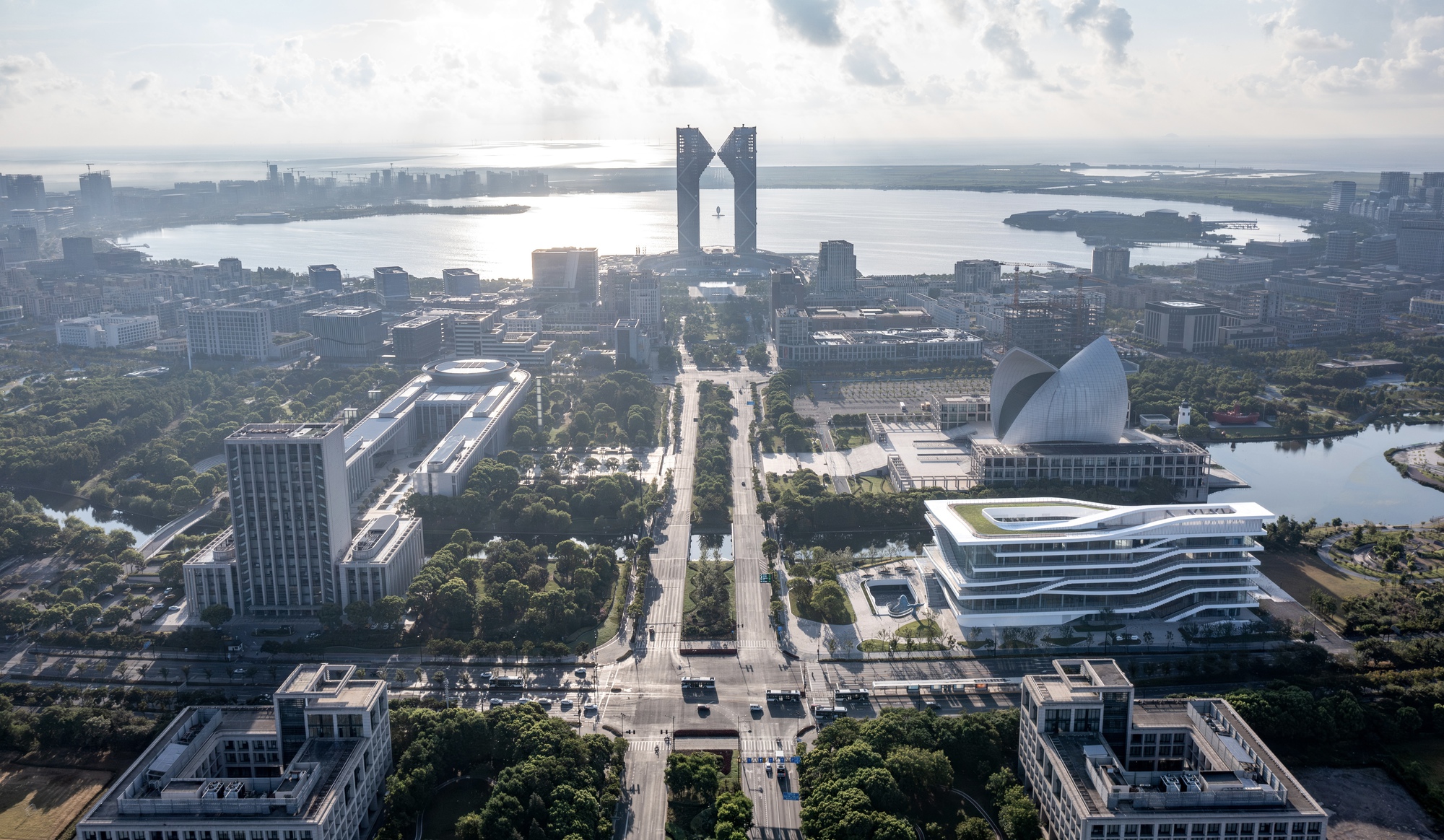 Gallery of Lingang Youth Activity Center / Arcplus Institute of ...