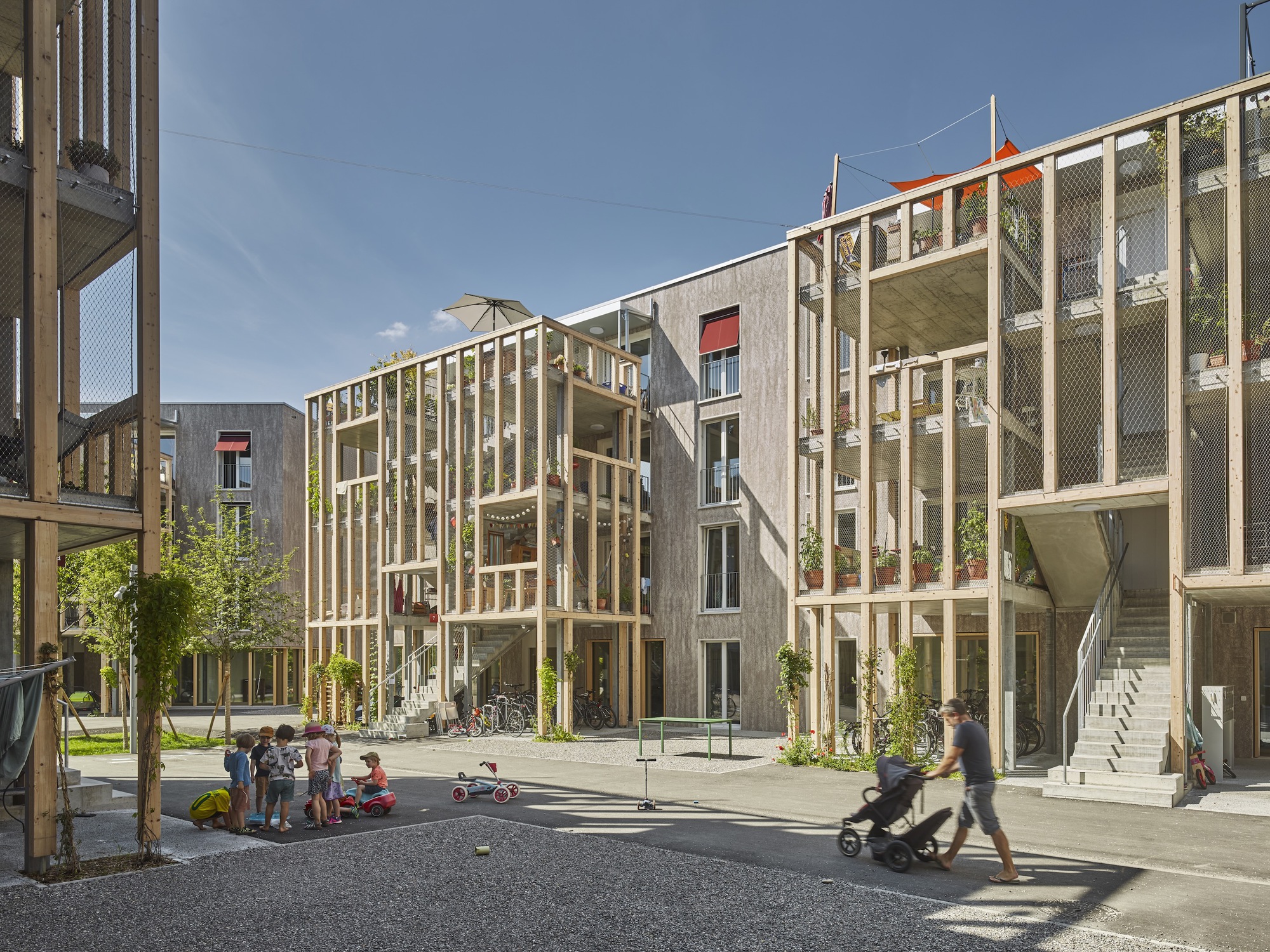 Gallery of Huebergass and District Park Bern Housing / GWJ Architektur ...