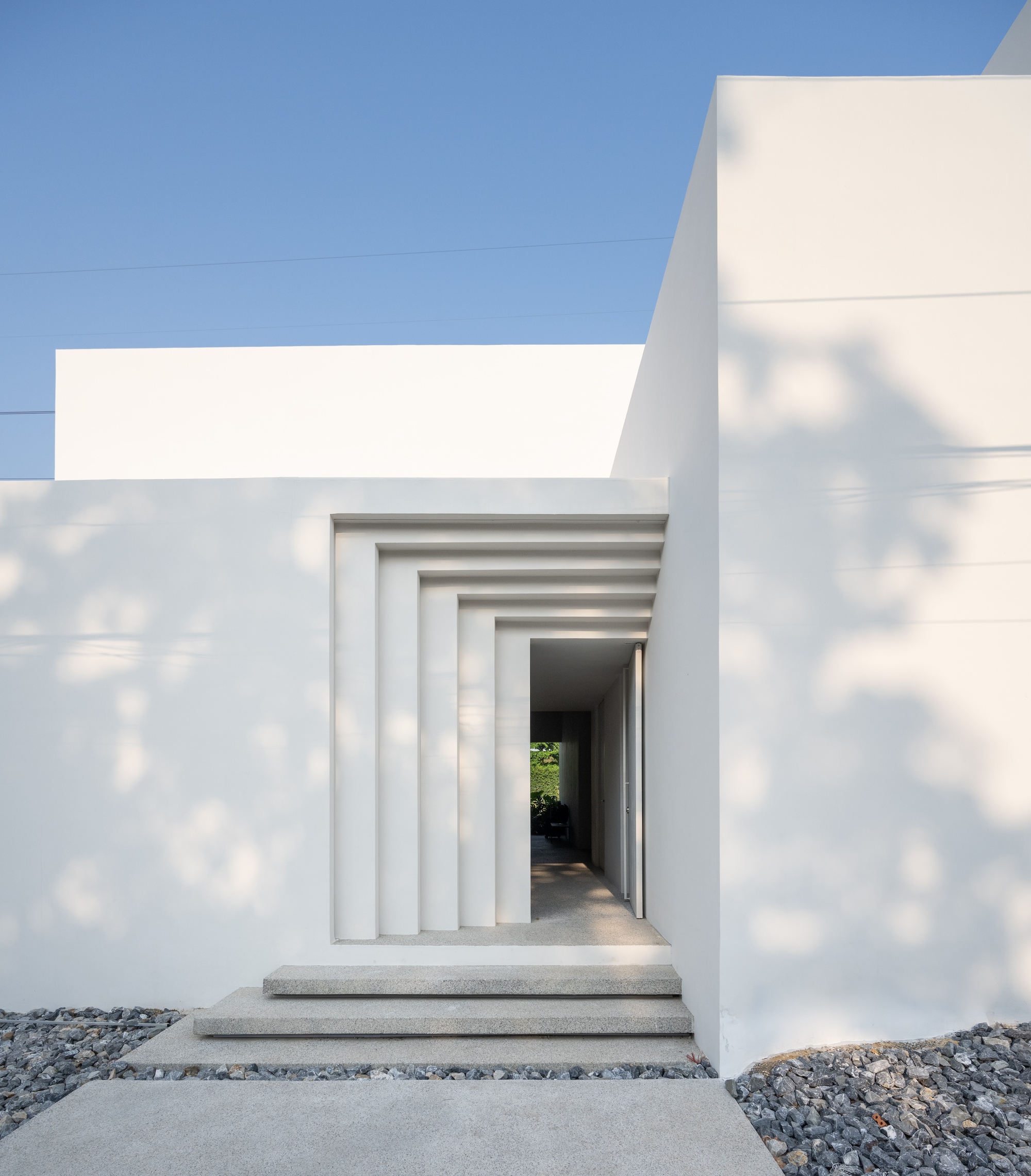 Gallery of The Recessed Residence / WARchitect - 2