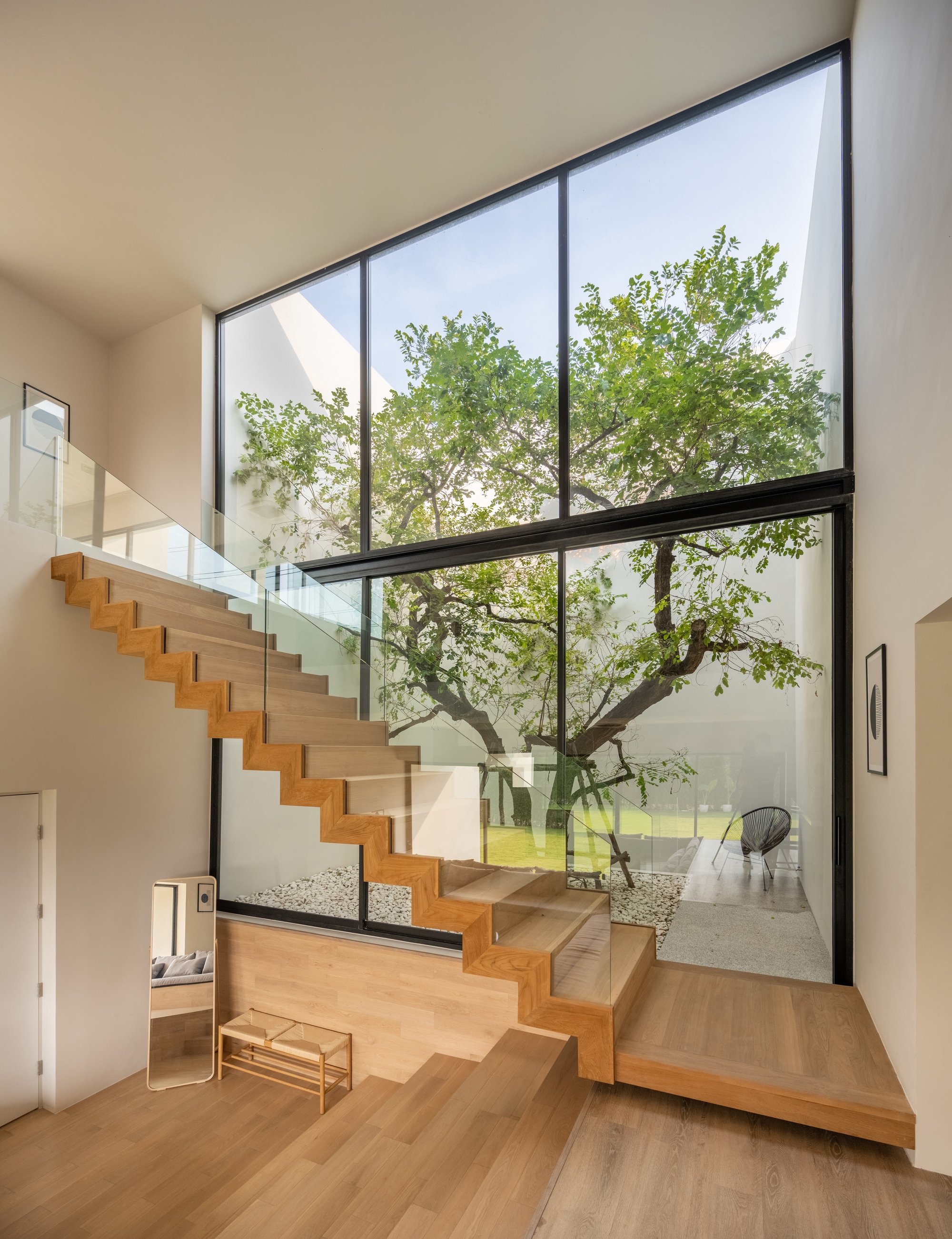 Gallery of The Recessed Residence / WARchitect - 10