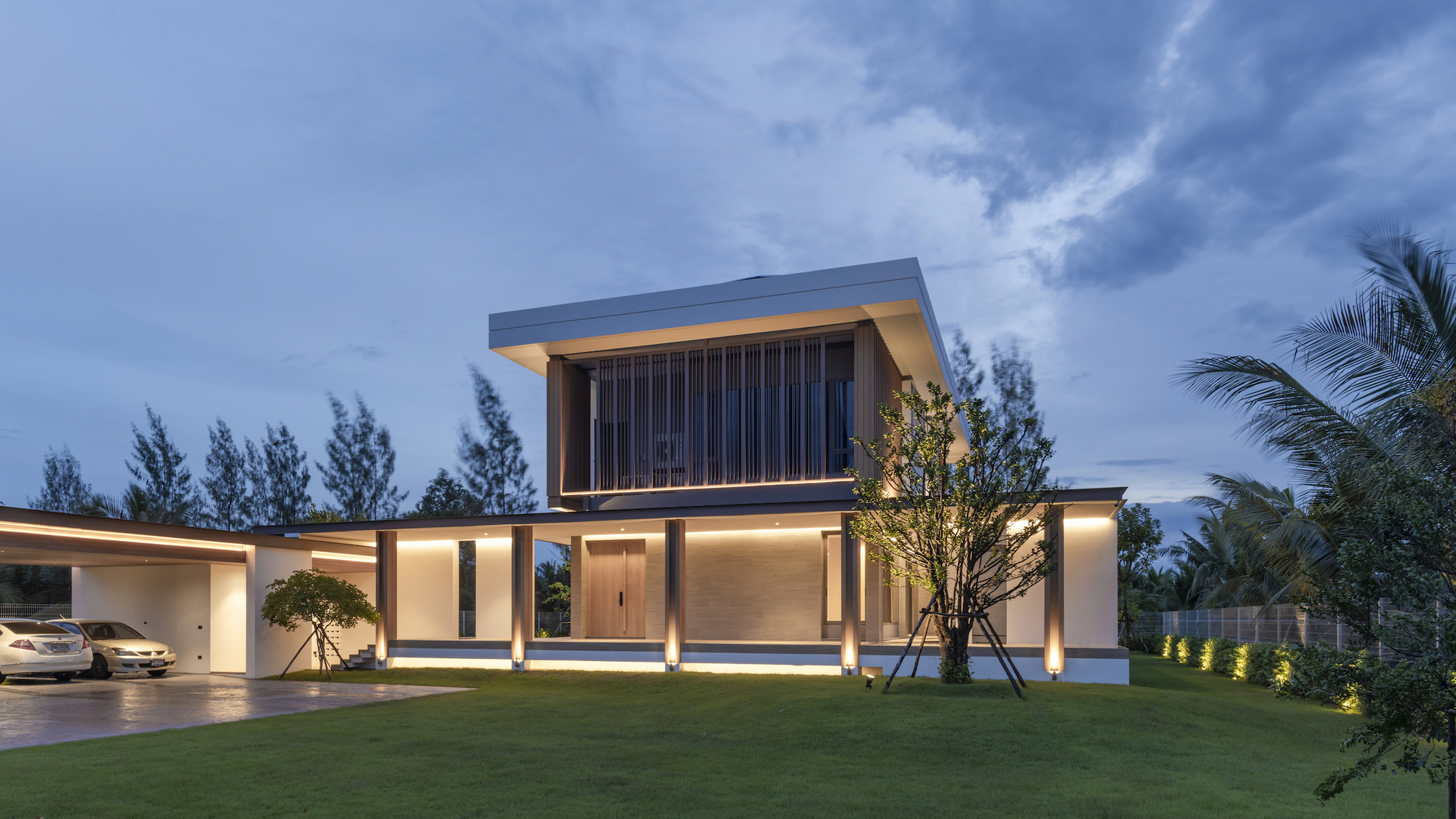 Gallery of Baan Khun Yak House / dminusplusb - 38