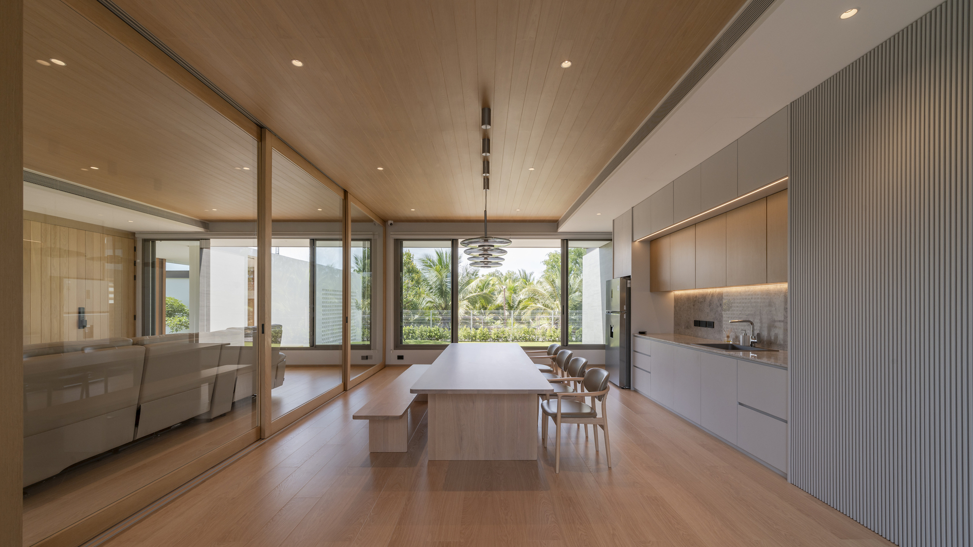 Gallery of Baan Khun Yak House / dminusplusb - 14