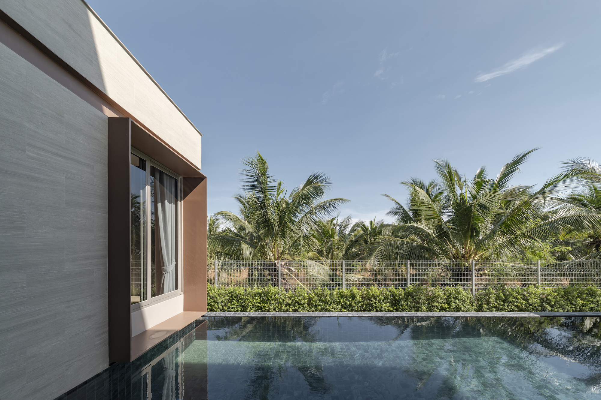 Gallery of Baan Khun Yak House / dminusplusb - 12
