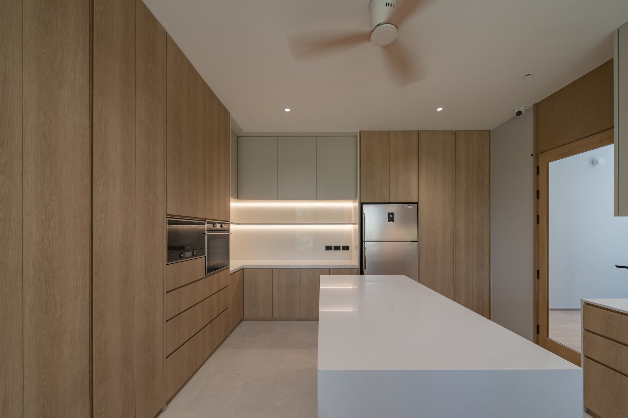 Gallery of Baan Khun Yak House / dminusplusb - 17