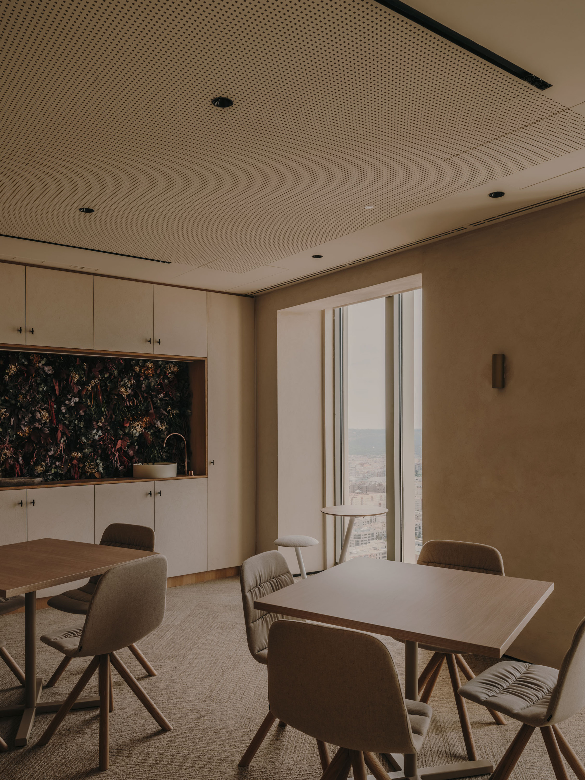 Gallery of Torre Picasso Offices / Destudio - 34